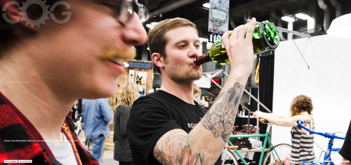 COG Magazine: 2011 NAHBS Day 02 | The Radavist | A group of individuals ...