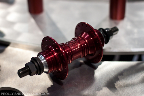 Profile Fixed: Slotted Axles Now Available | The Radavist | A group of ...