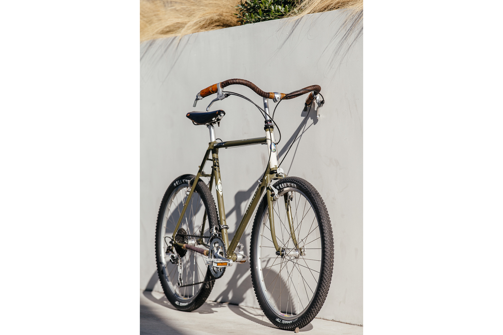 Hugh’s Rivendell Atlantis Touring Bike – John Watson | The Radavist | A ...