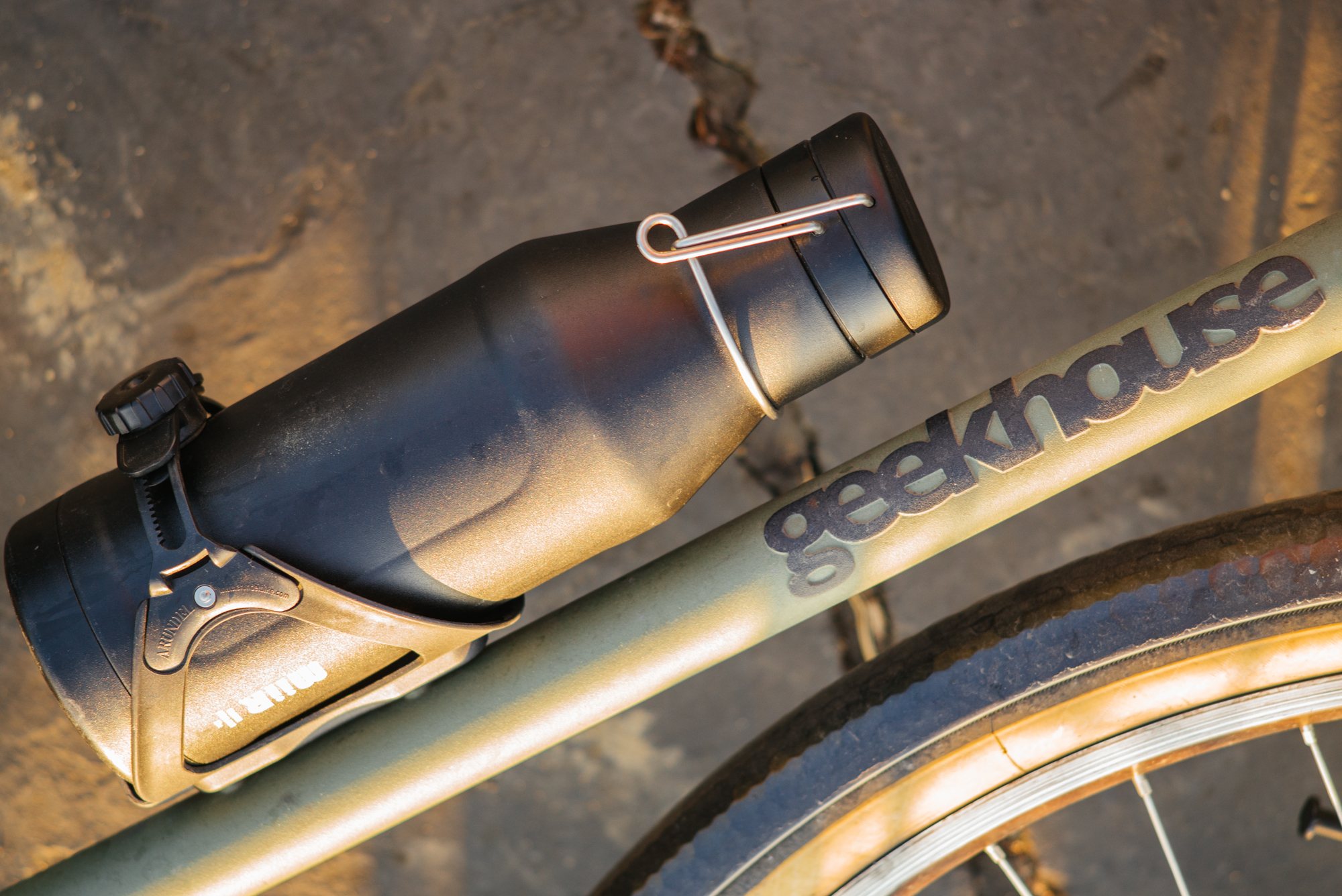 Keep Your On the Bike Bevs Cold with the Miir 32oz Howler | The ...