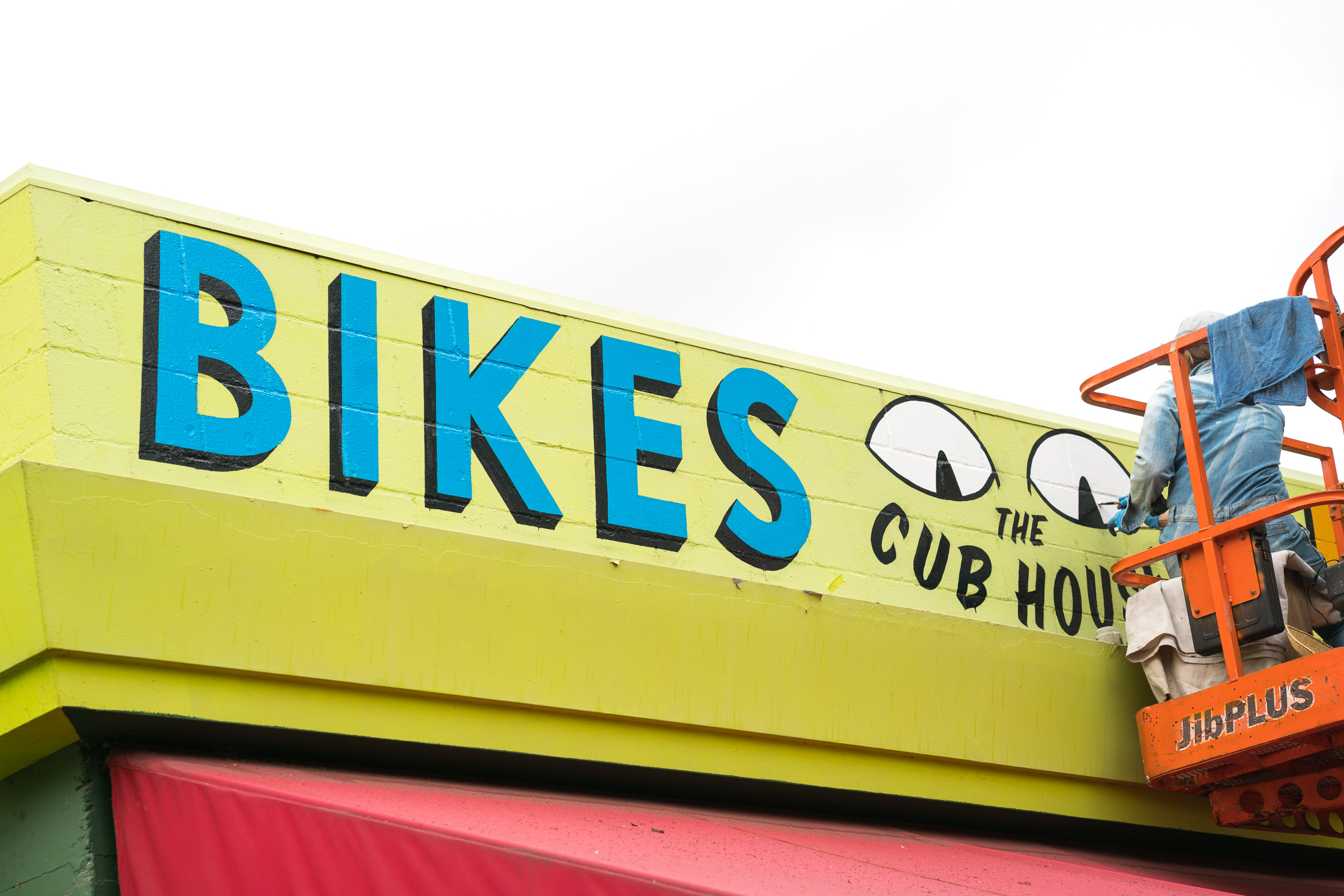 Cari’s Putting the Finishing Touches on the New Cub House! | The ...