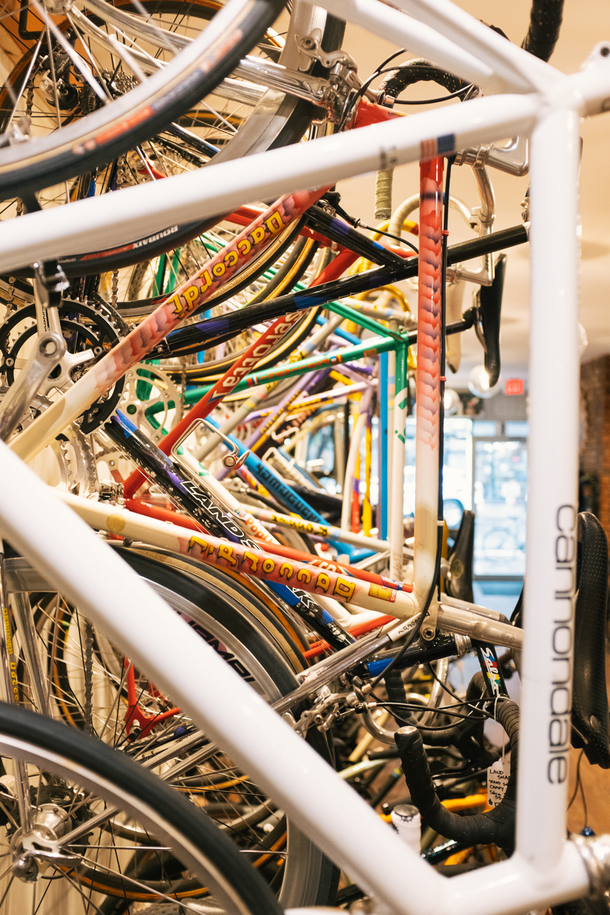 Velo Orange’s Neutrino Review: A Minivelo with Big Capabilities ...