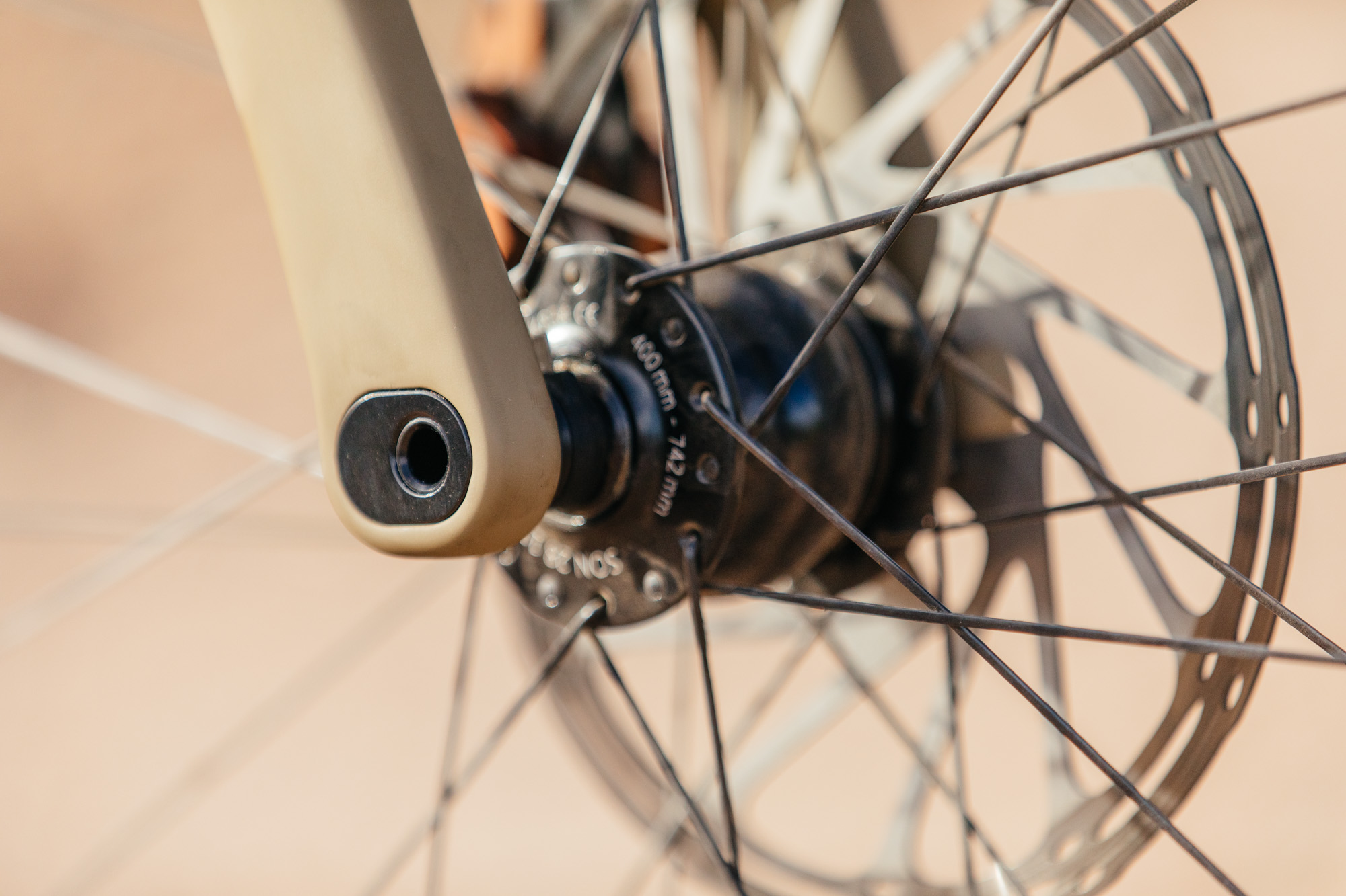 A Hands-On Look at ENVE’s New Bikepacking-Ready Boost Mountain Fork ...