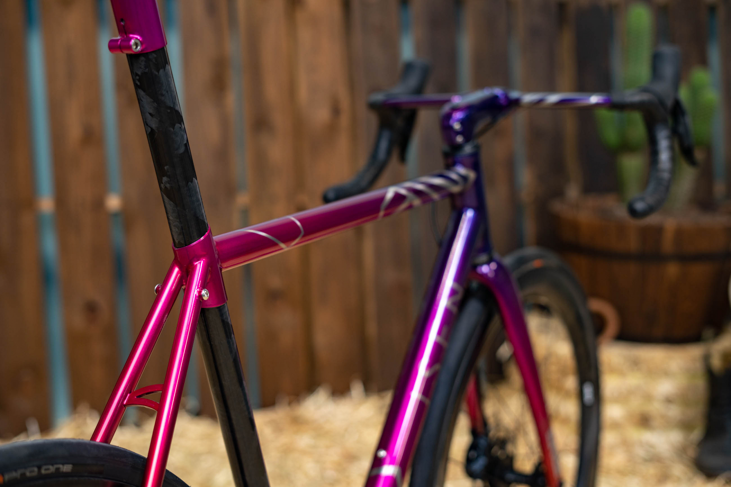 A Gorgeous ISEN Workshop All Season Carbon and Titanium Disc Road ...
