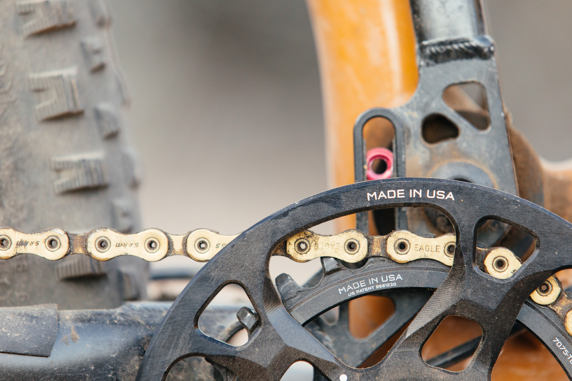 Integrated, Easy, and Made in the USA: Wolf Tooth’s CAMO BashSpider and ...
