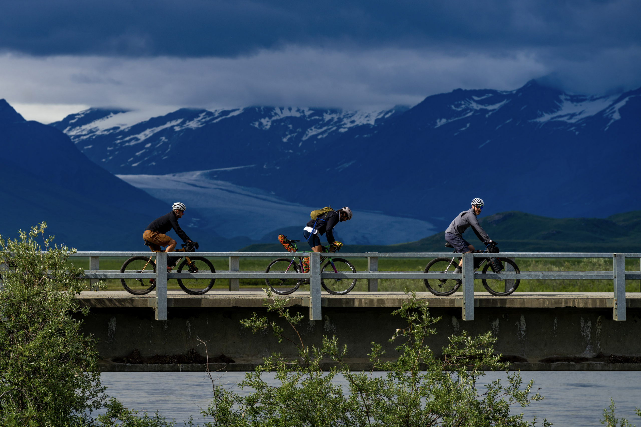 130 Miles Bicycle Touring Through Alaska: Team Mosaic on the Denali ...