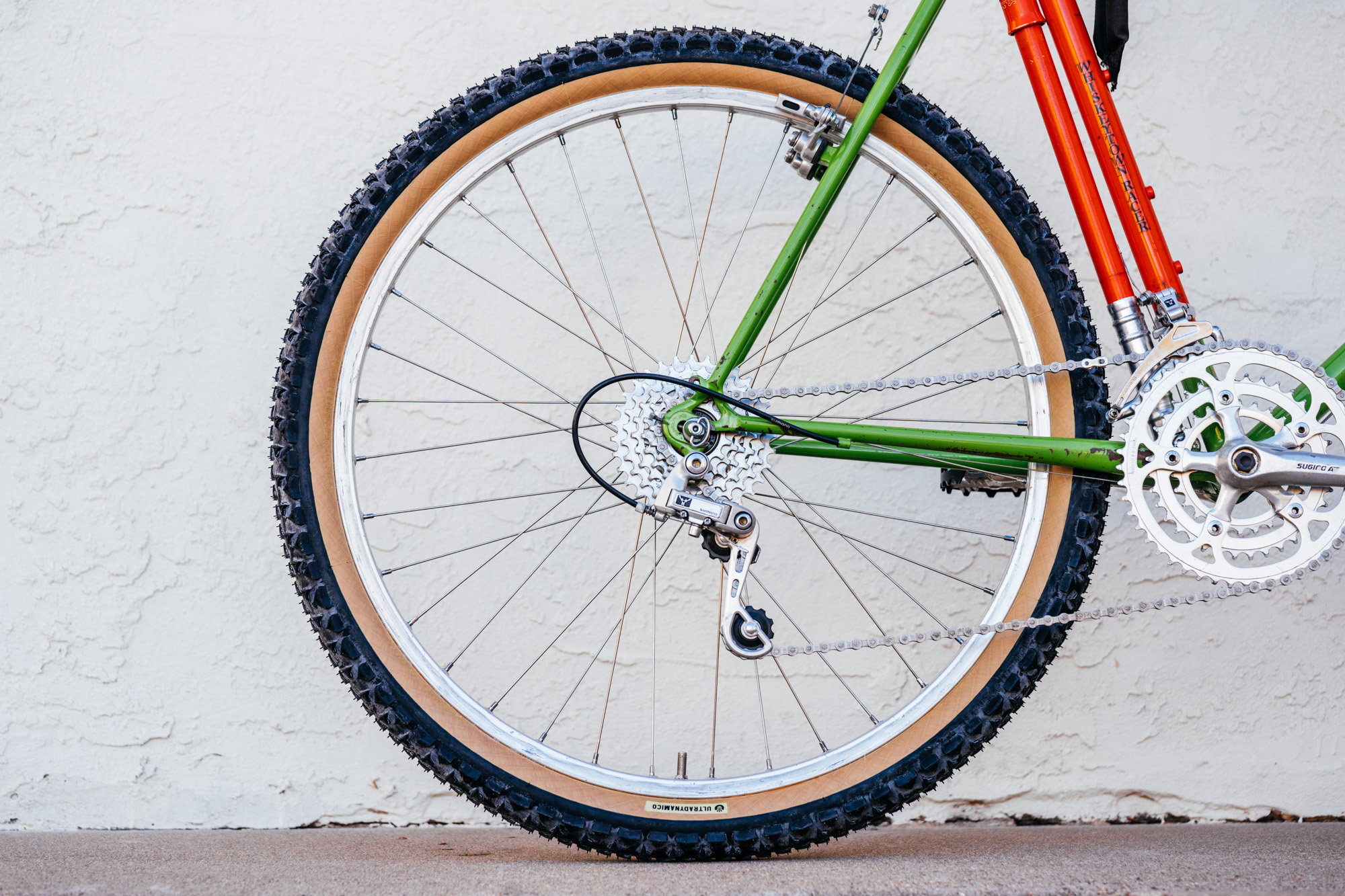 Vintage Bike Hacks: A Recipe For 1980s and 90s Mountain Bike Tubeless ...