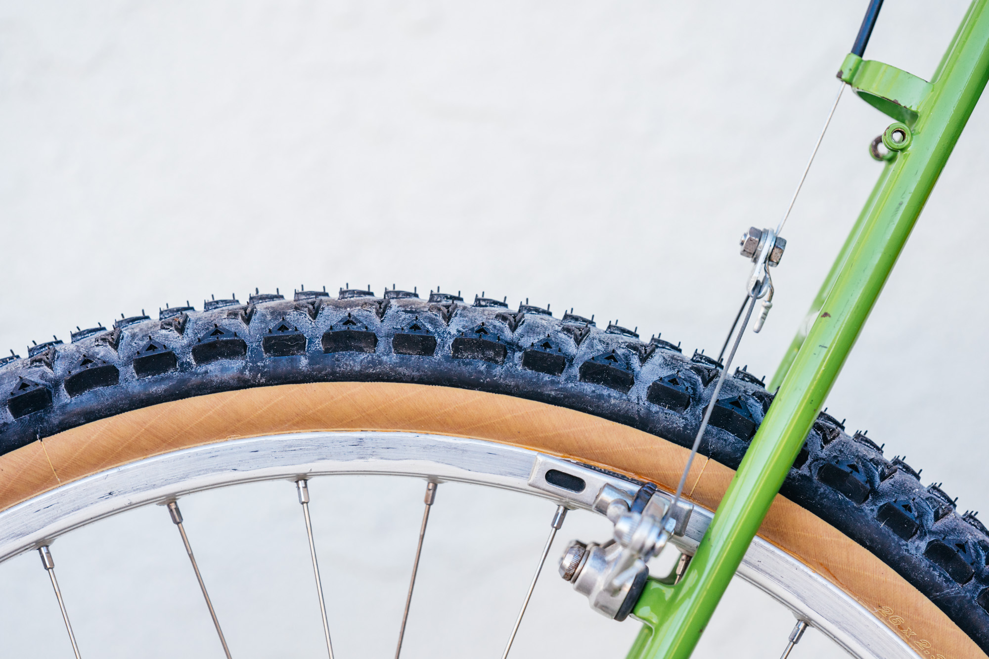 Vintage Bike Hacks: A Recipe For 1980s and 90s Mountain Bike Tubeless ...