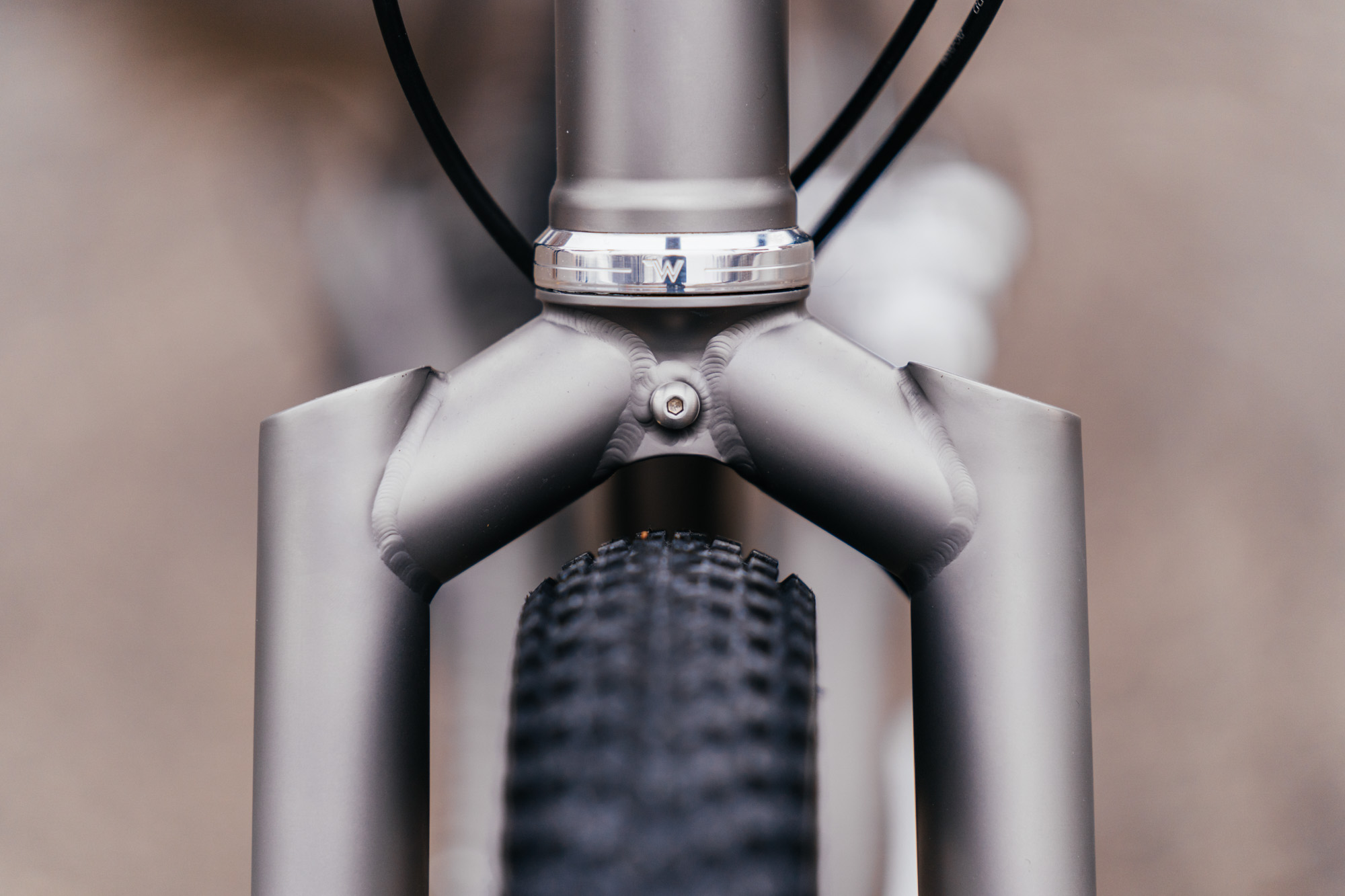 Mid South 2022: Silver Delight – The Moots Routt ESC Neo Retro Build ...