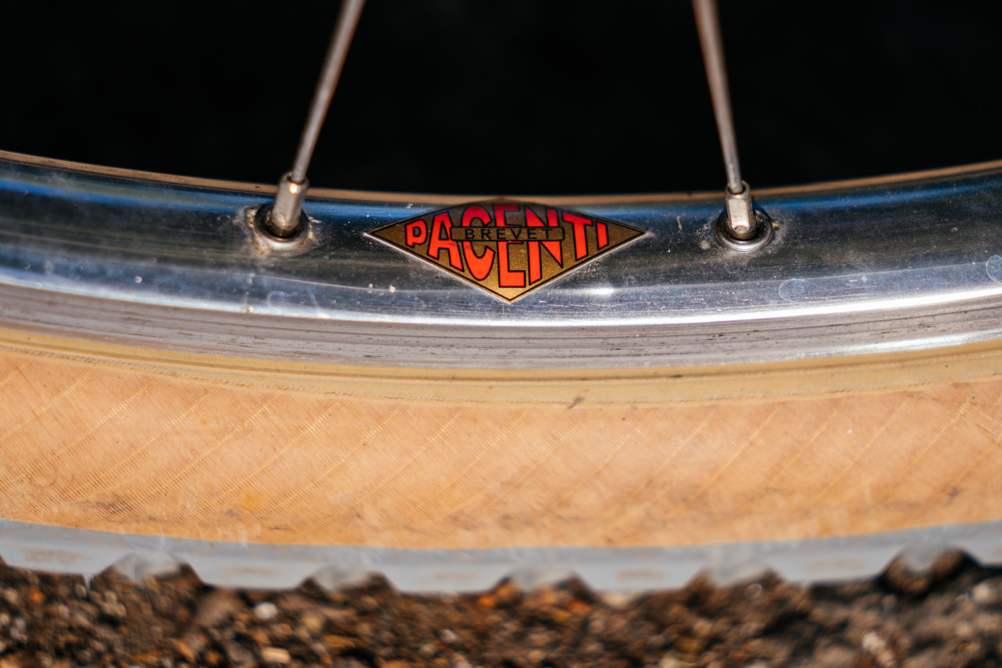 Fast Patrick’s Crust Bikes Romanceür with 11-Speed Campagnolo Centaur ...