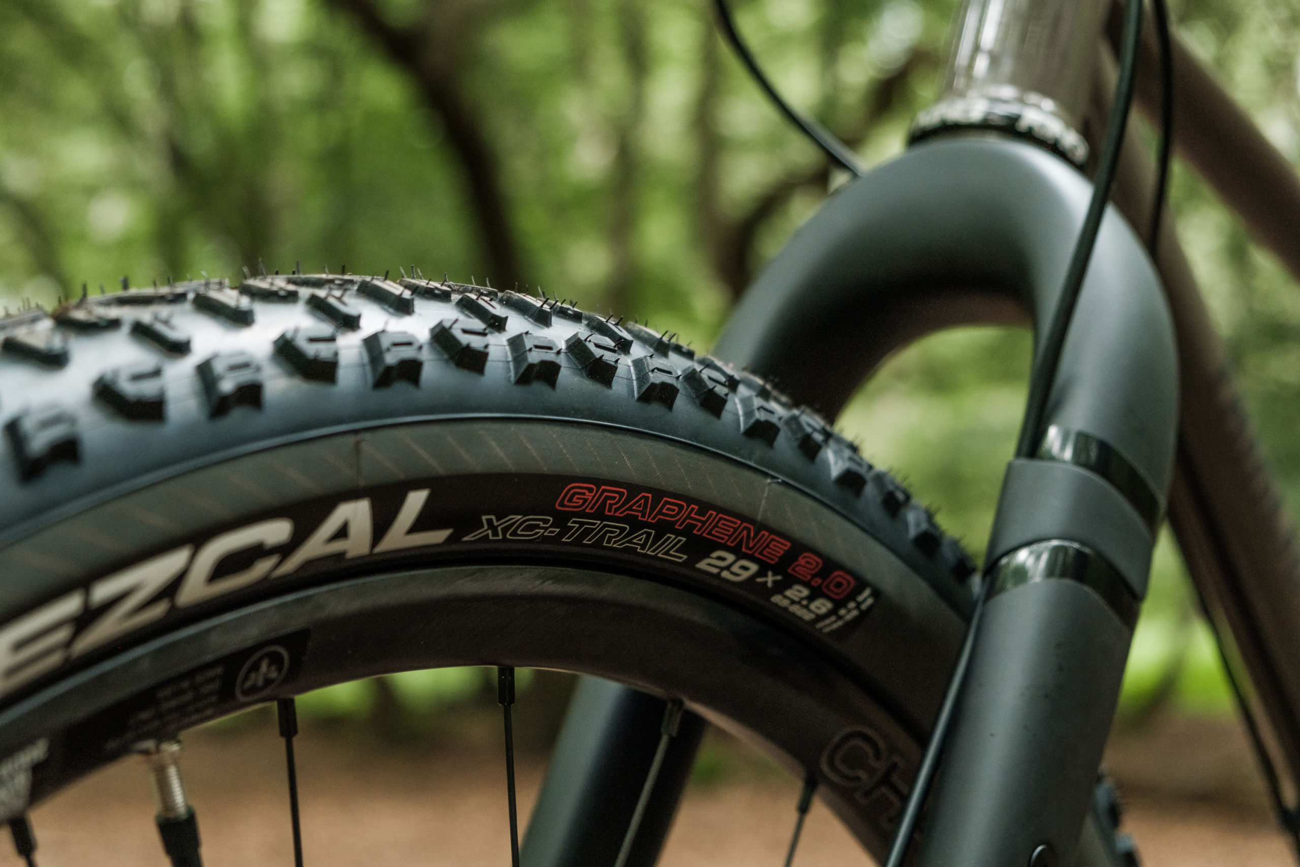 Introducing the Fairlight Holt: A Modern and Well-Equipped XC Bike ...