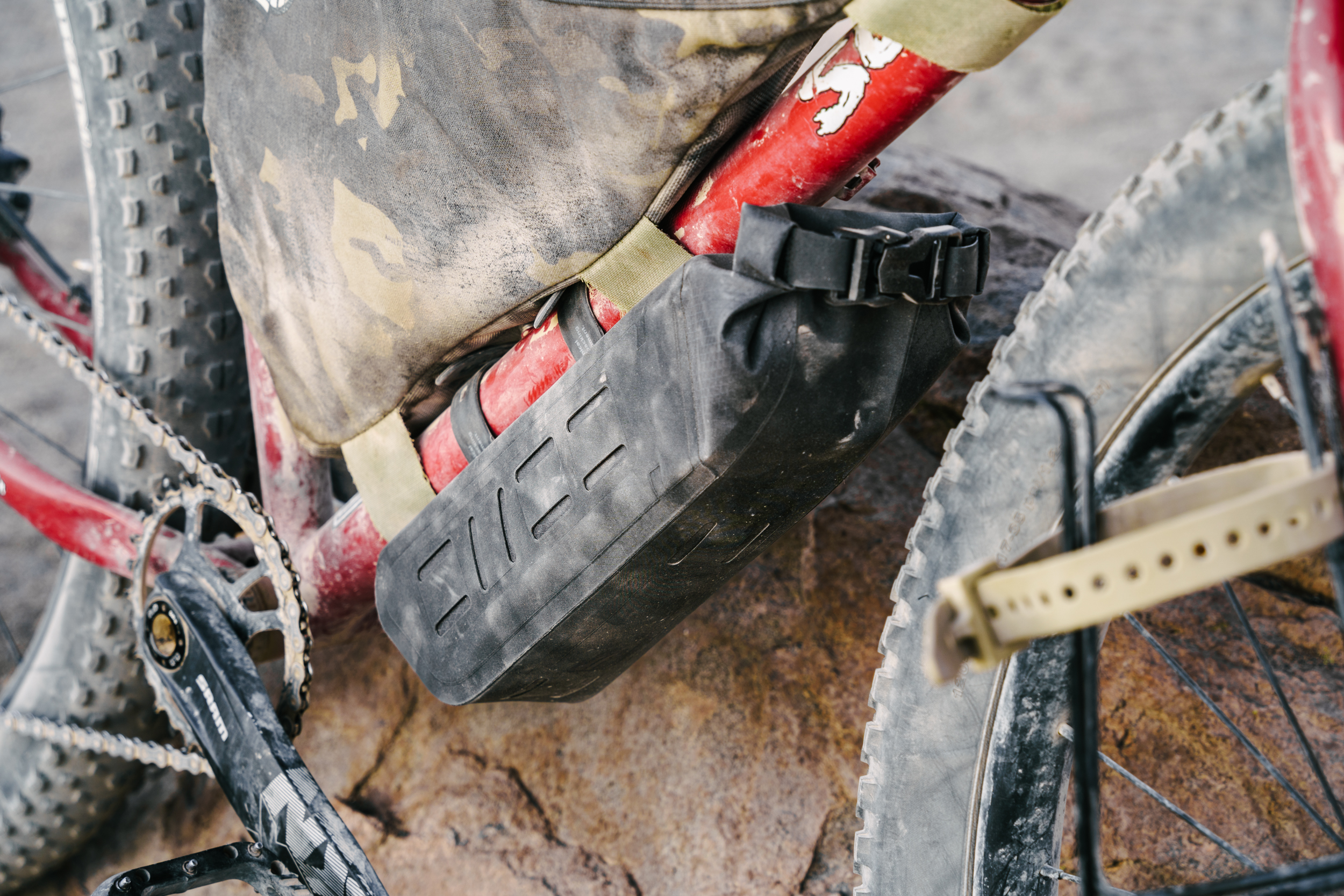 Review: Two Tours with the Tailfin V-Mount Packs | The Radavist | A ...