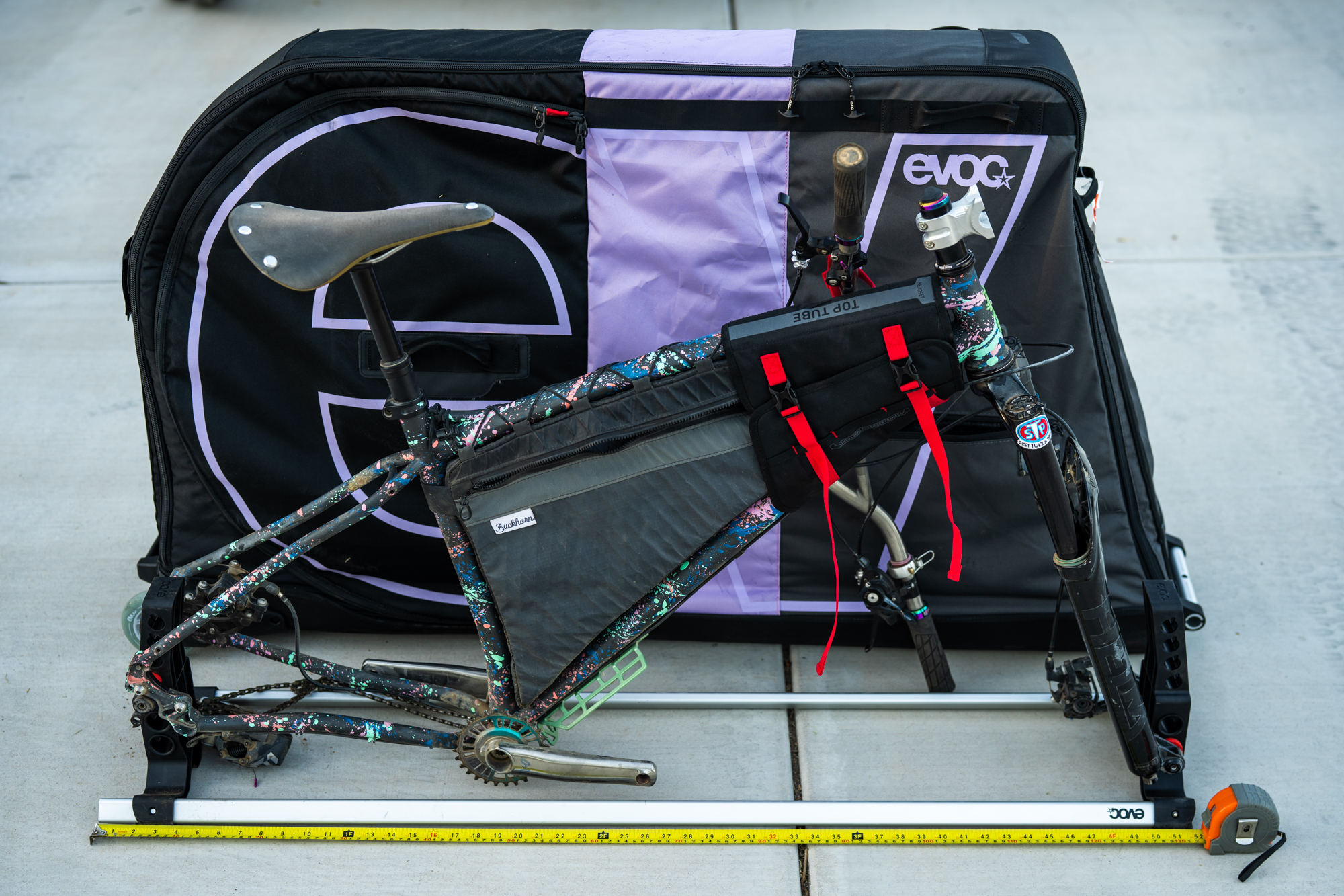 Evoc Bike Travel Bag Pro Review: A Few Flights With the Sturdy Travel ...