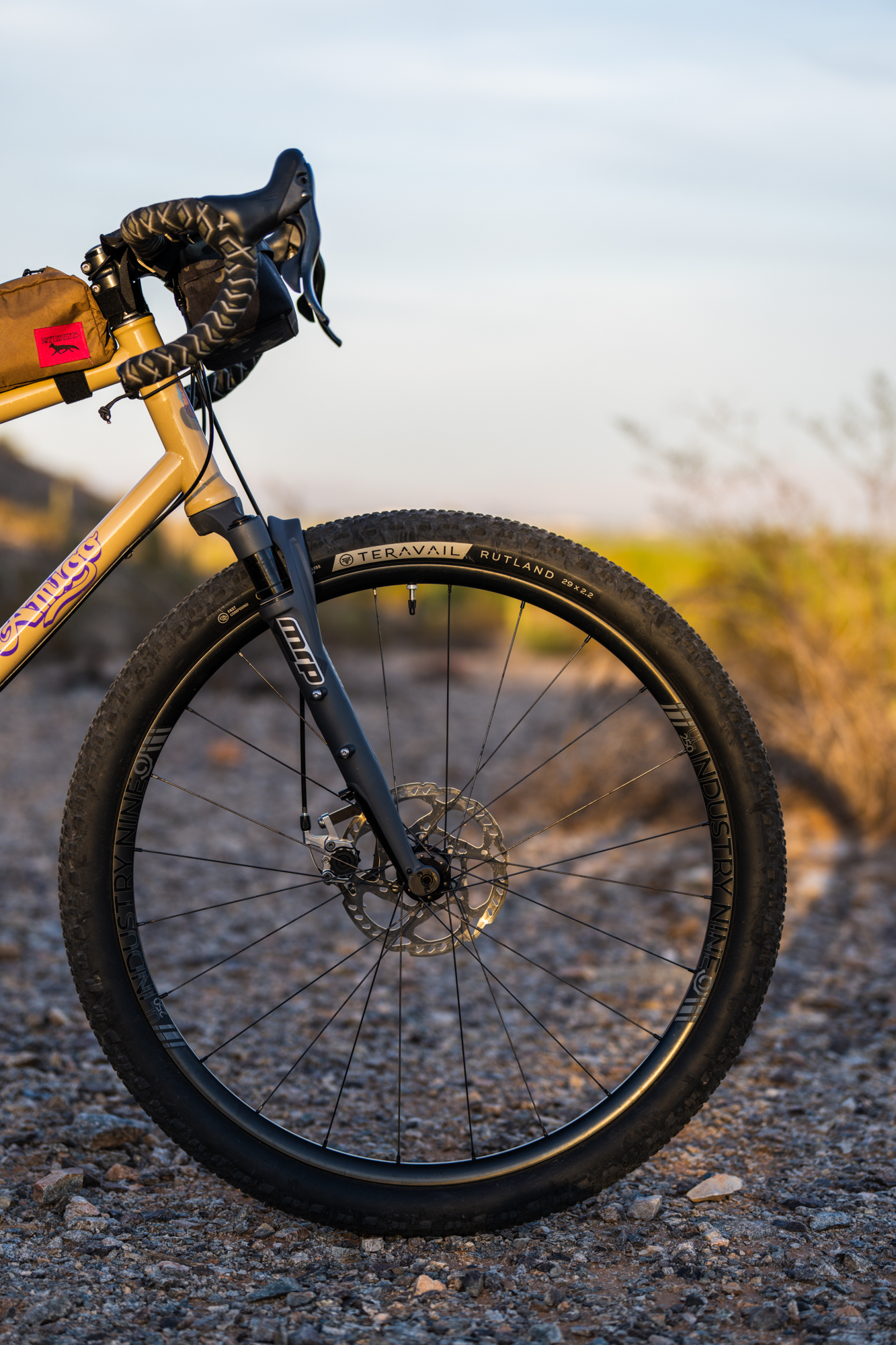 Josh’s Amigo Bug Out feat. Ingrid Drivetrain, MRP Baxter Fork, and ...