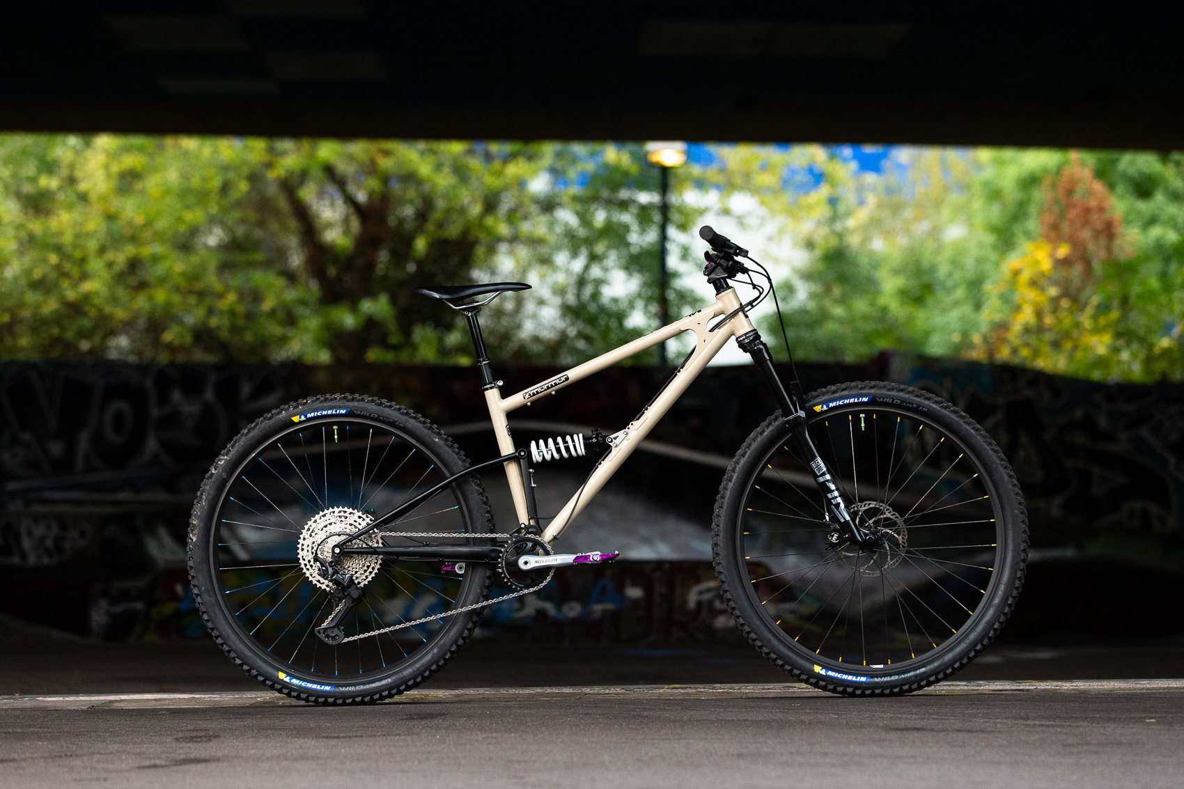 Radar Roundup: Starling Cycles V3 Frames, Esker Lorax Ti, State HAM Cycles 4130 Road, Mini ...