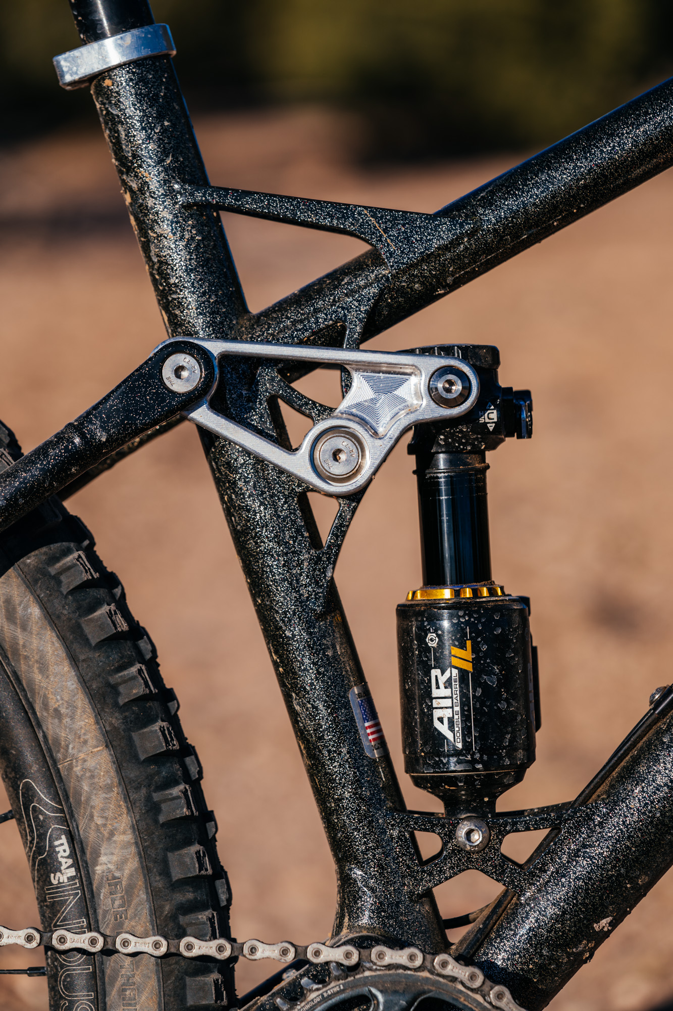 An Evolved Steel Trail Bike: REEB Cycles SST Full Suspension Review ...