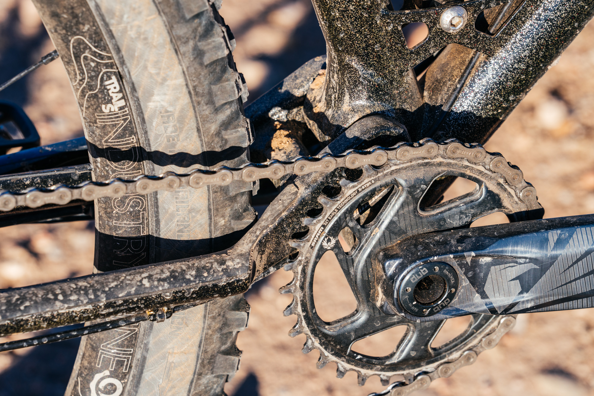 An Evolved Steel Trail Bike: REEB Cycles SST Full Suspension Review ...