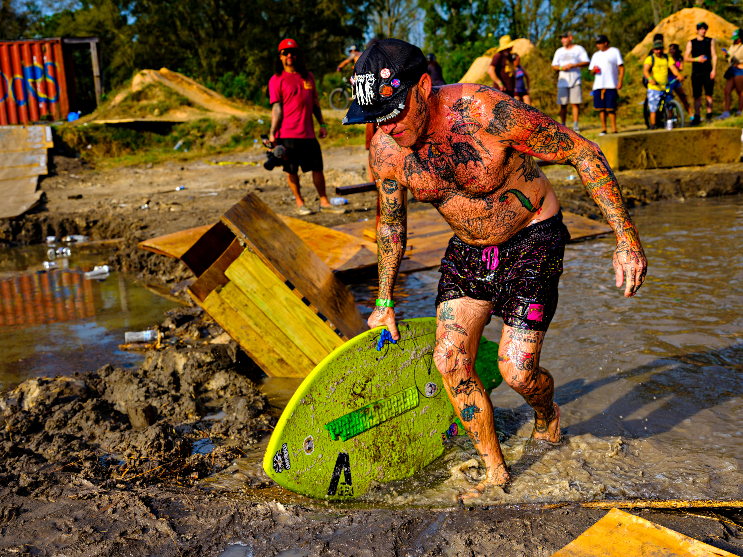 The Tragic Kingdom: Mud and Mayhem at Florideah’s Swampfest – Bob ...