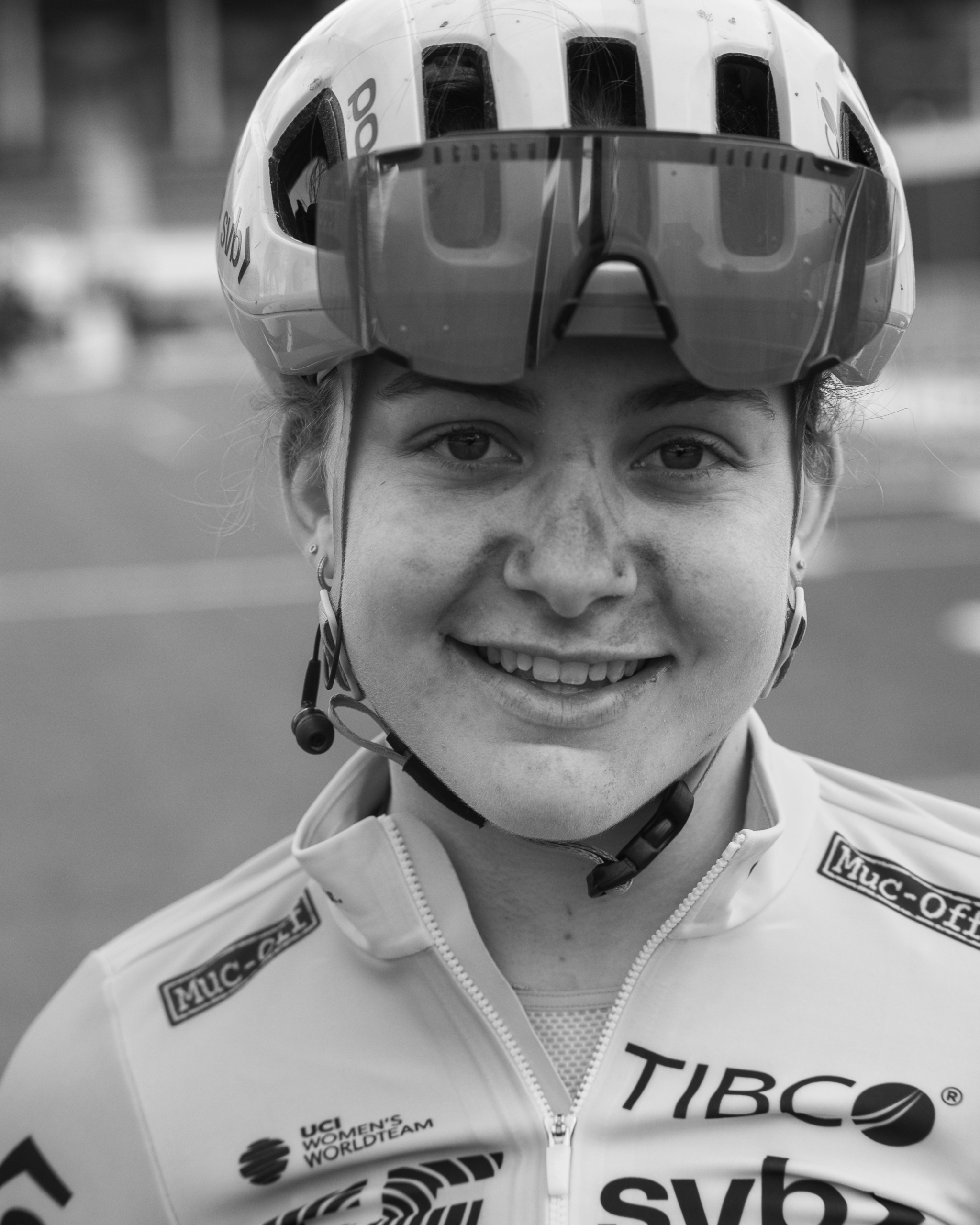 “A Big Motherf*cking Rock!” 2023 Paris-Roubaix Femmes Before and After ...