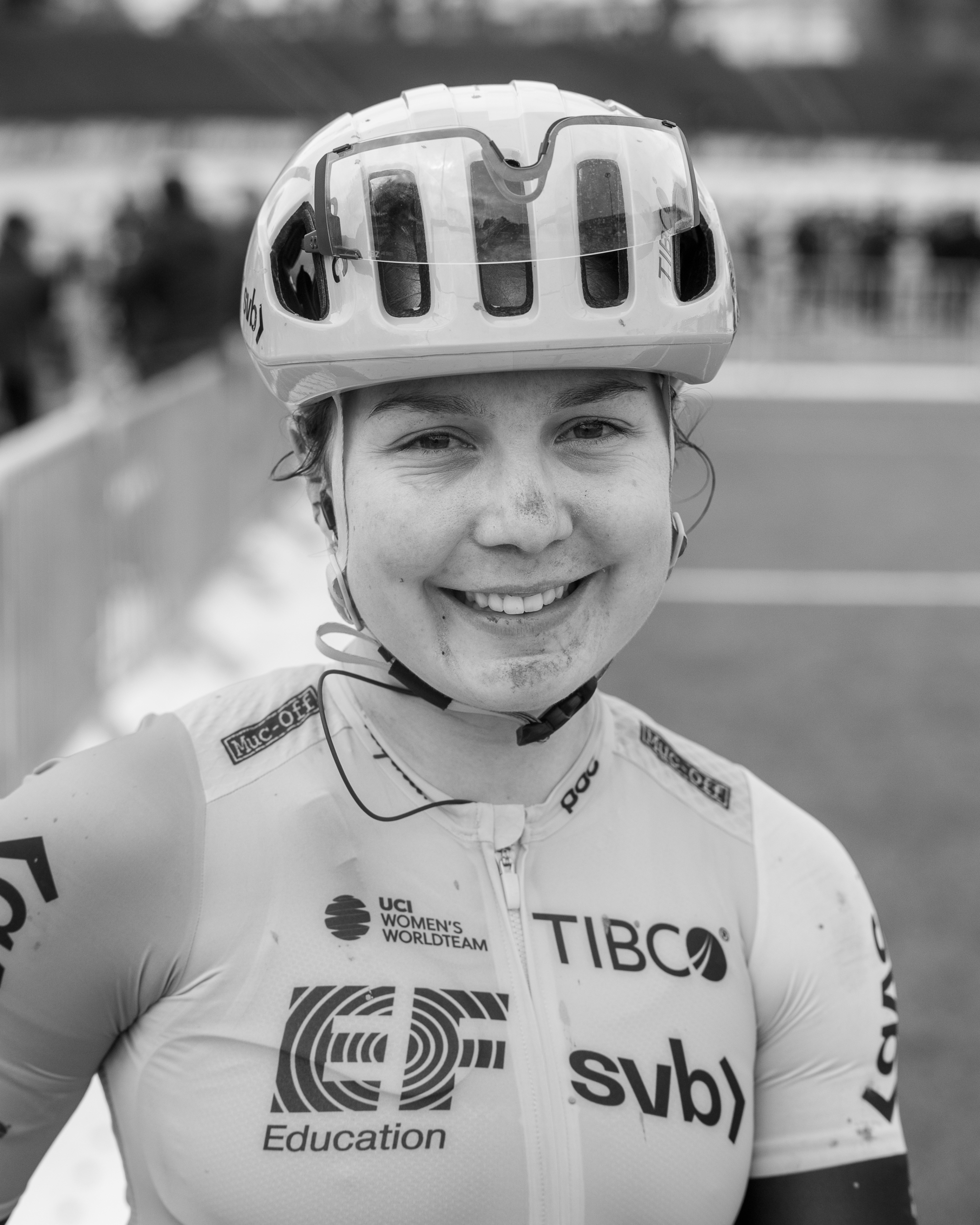 “A Big Motherf*cking Rock!” 2023 Paris-Roubaix Femmes Before and After ...