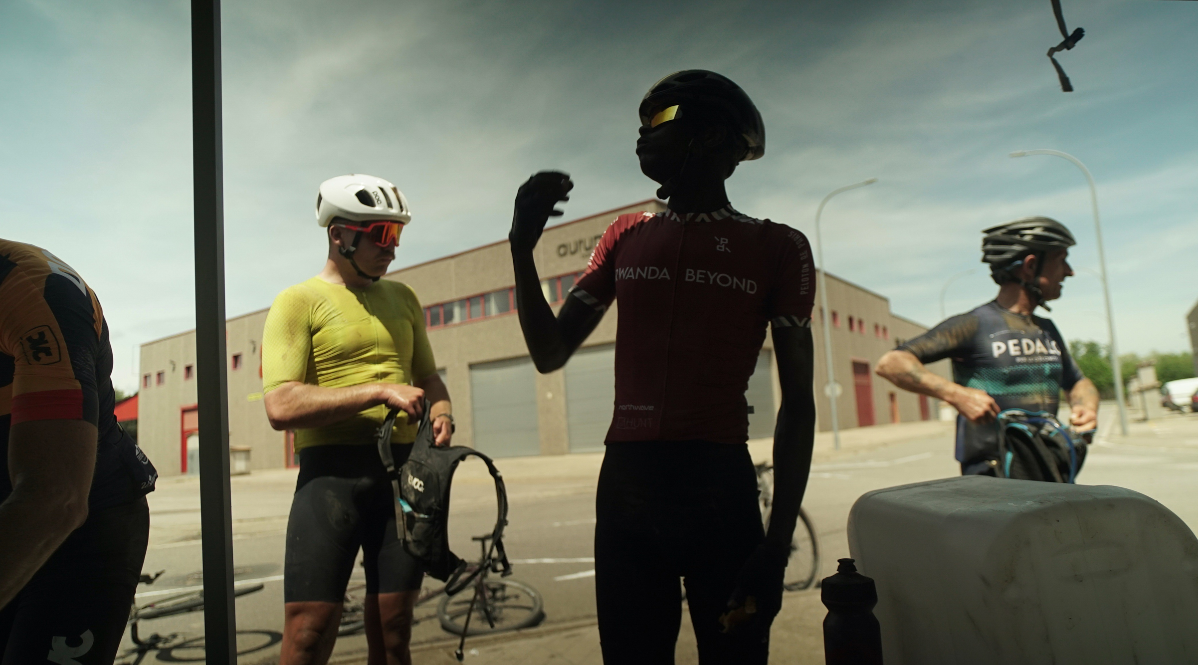 The Traka: Europe’s Biggest Gravel Event with Rwanda Beyond – Ryan le ...