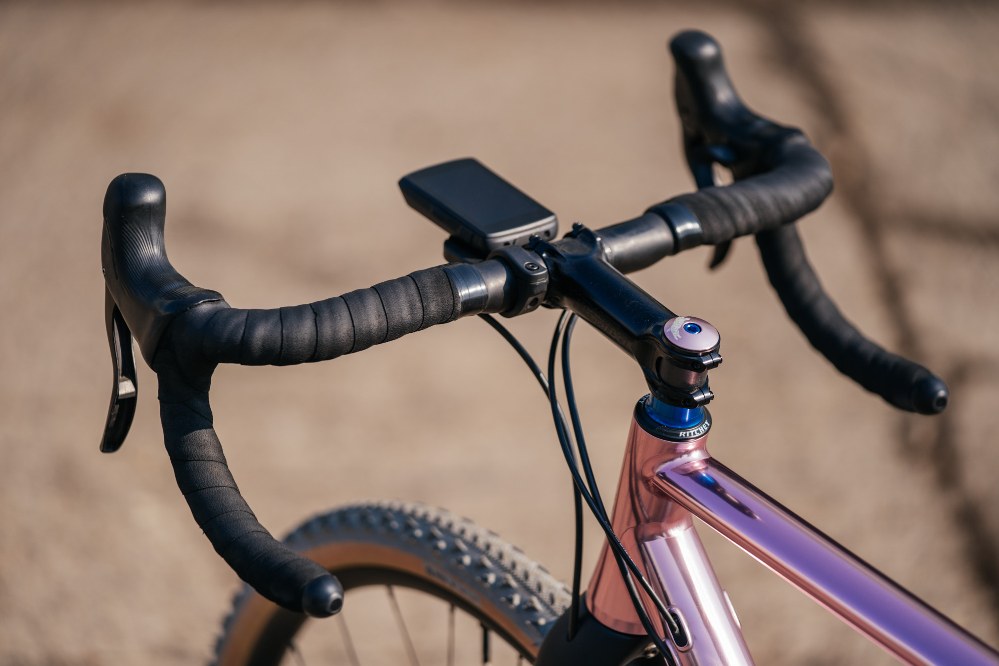 2023 MADE Bike Showdown: ALUMIWARS – Beach Club Al Dente Gravel Bike Vs ...