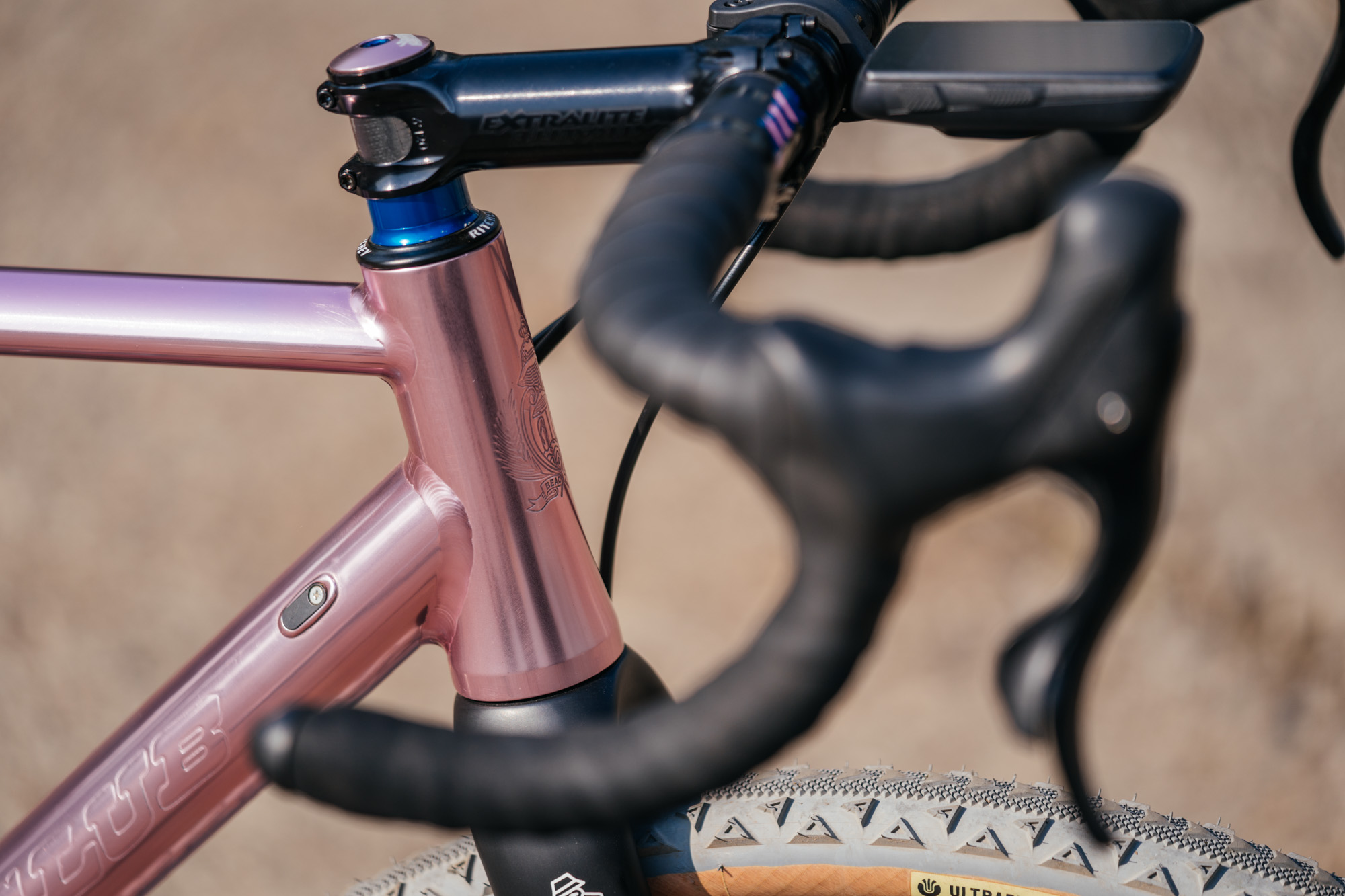 2023 MADE Bike Showdown: ALUMIWARS – Beach Club Al Dente Gravel Bike Vs ...