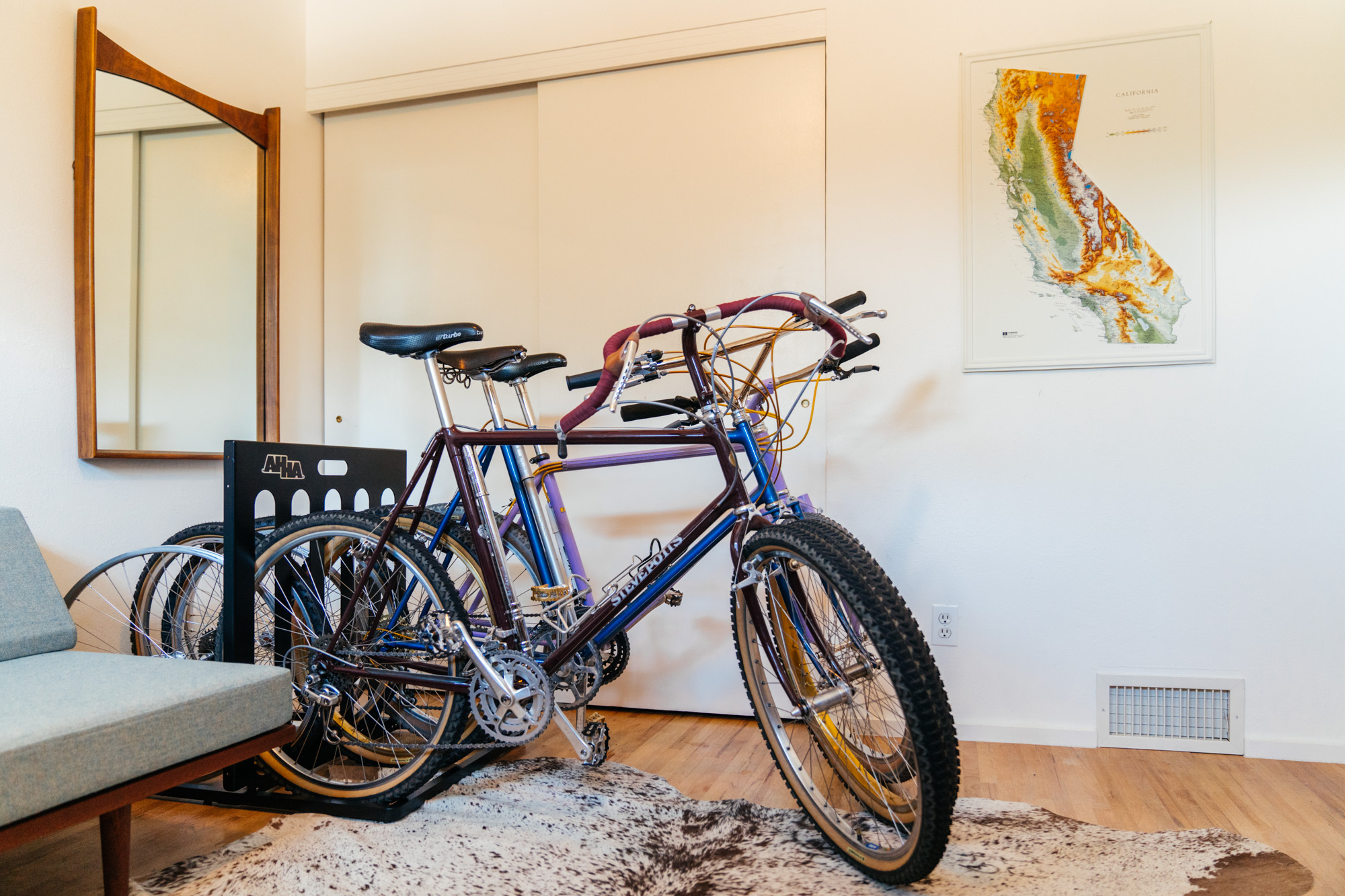 AhHa Toaster Portable Indoor/Outdoor Bike Rack Review – john watson ...