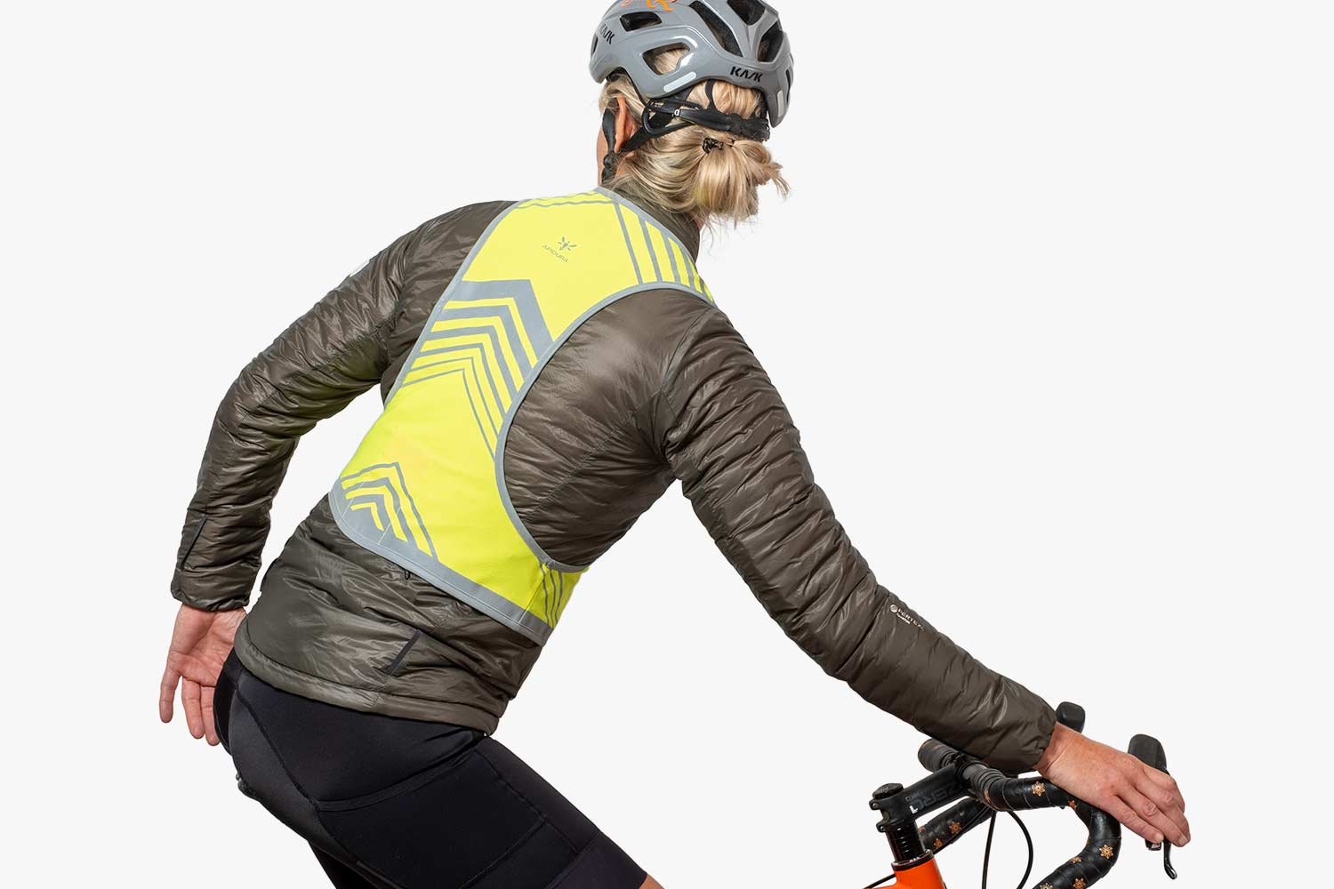 Radar Roundup: Crust Bikes Geared Wombat, Apidura Packable Visibility ...
