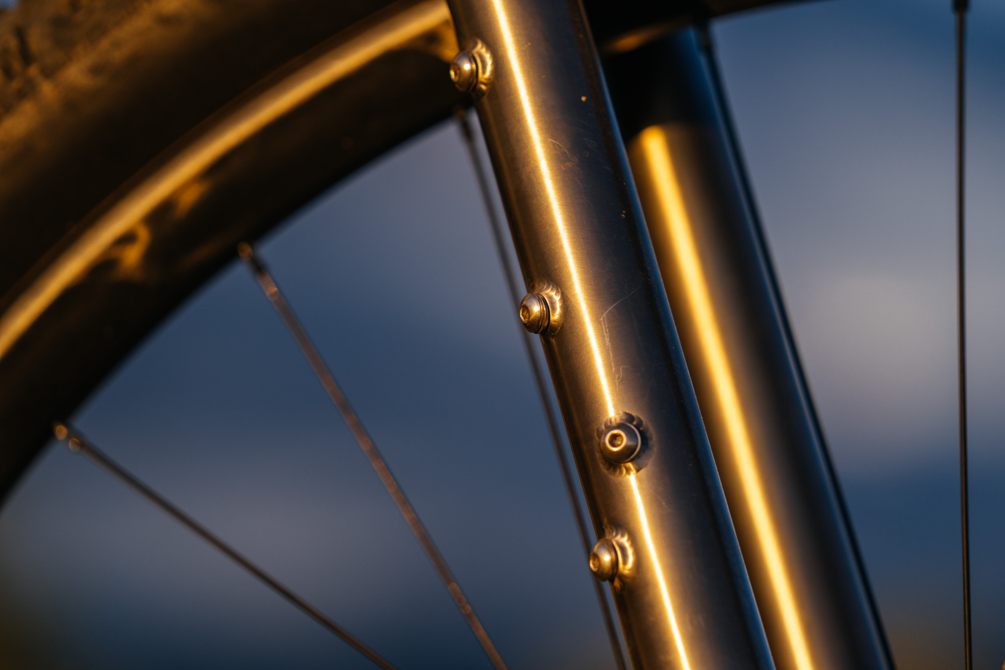 Titanium Touring Perfection: Singular Gryphon Drop Bar 29er MTB Review ...
