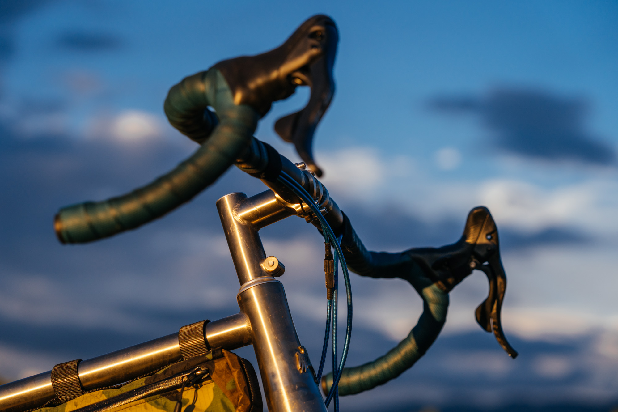 Titanium Touring Perfection: Singular Gryphon Drop Bar 29er MTB Review ...