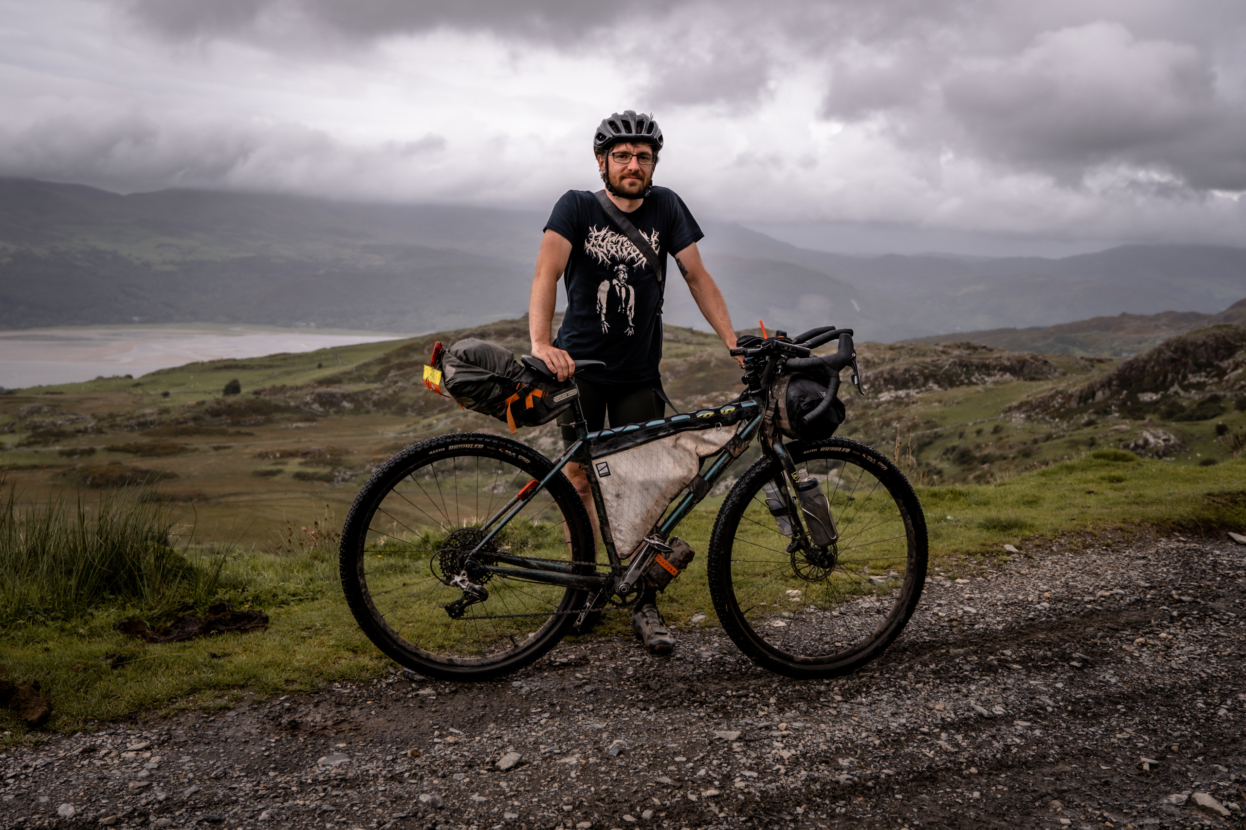 The New Traws Eryri Trail: Bikepacking Across Wales’s Most Intimidating ...