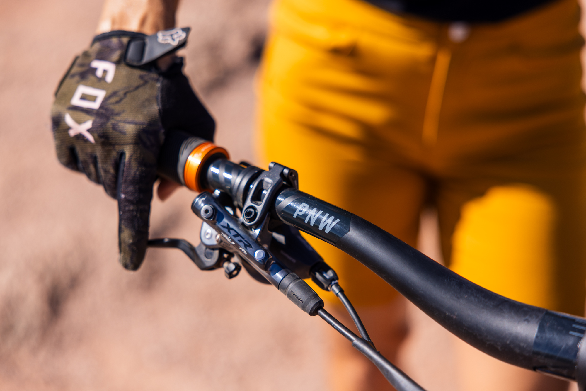 First Ride Review: PNW Components Loam Carbon Handlebar – Josh and ...