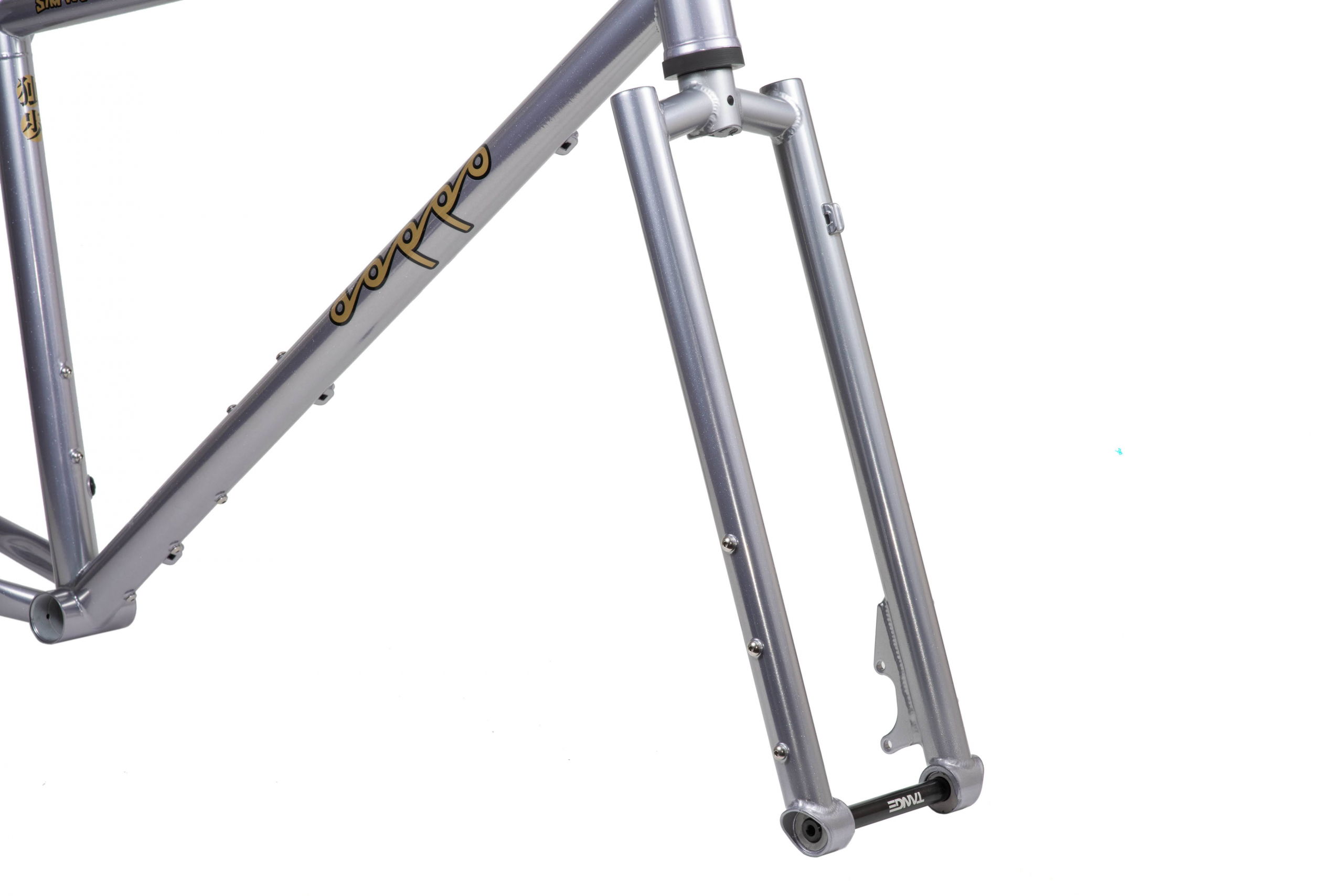 A First Look at Sim Works’ New Doppo Locust Touring Bike and SimLoaders ...