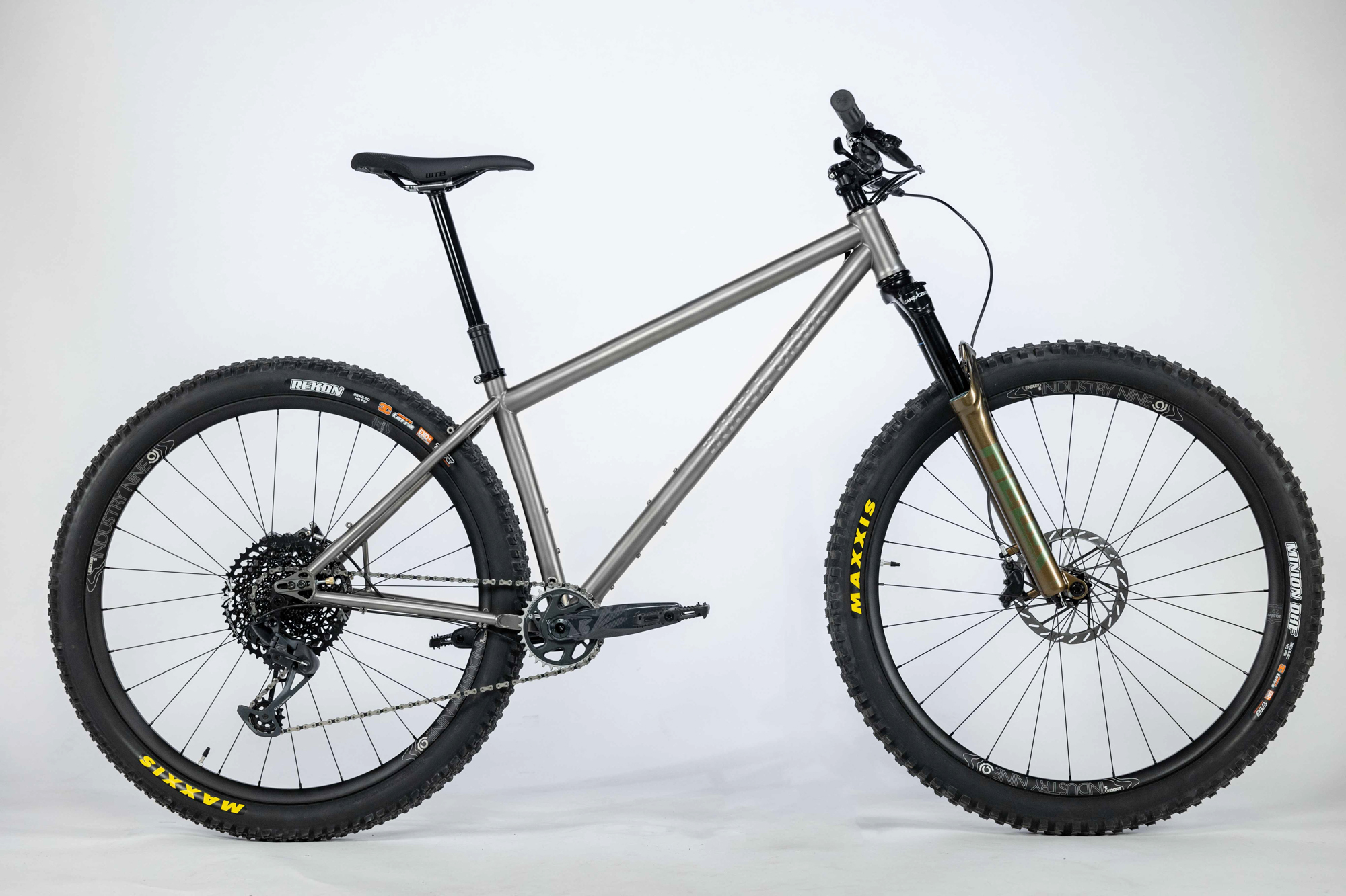 Introducing Buena Onda Bikes | The Radavist | A group of individuals who share a love of cycling ...