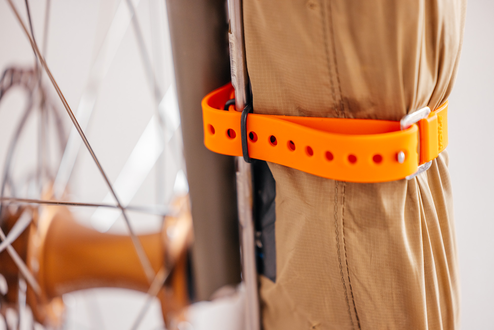 Stretch Armstrong: King Cage Longer Thing Cargo Cage Review – John ...