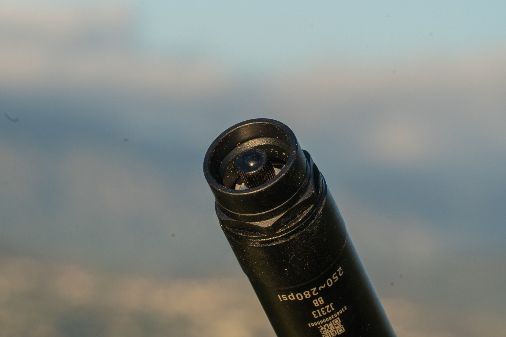 Here for the Right Reasons: A TranzX EDP01 Wireless Dropper Post Review ...