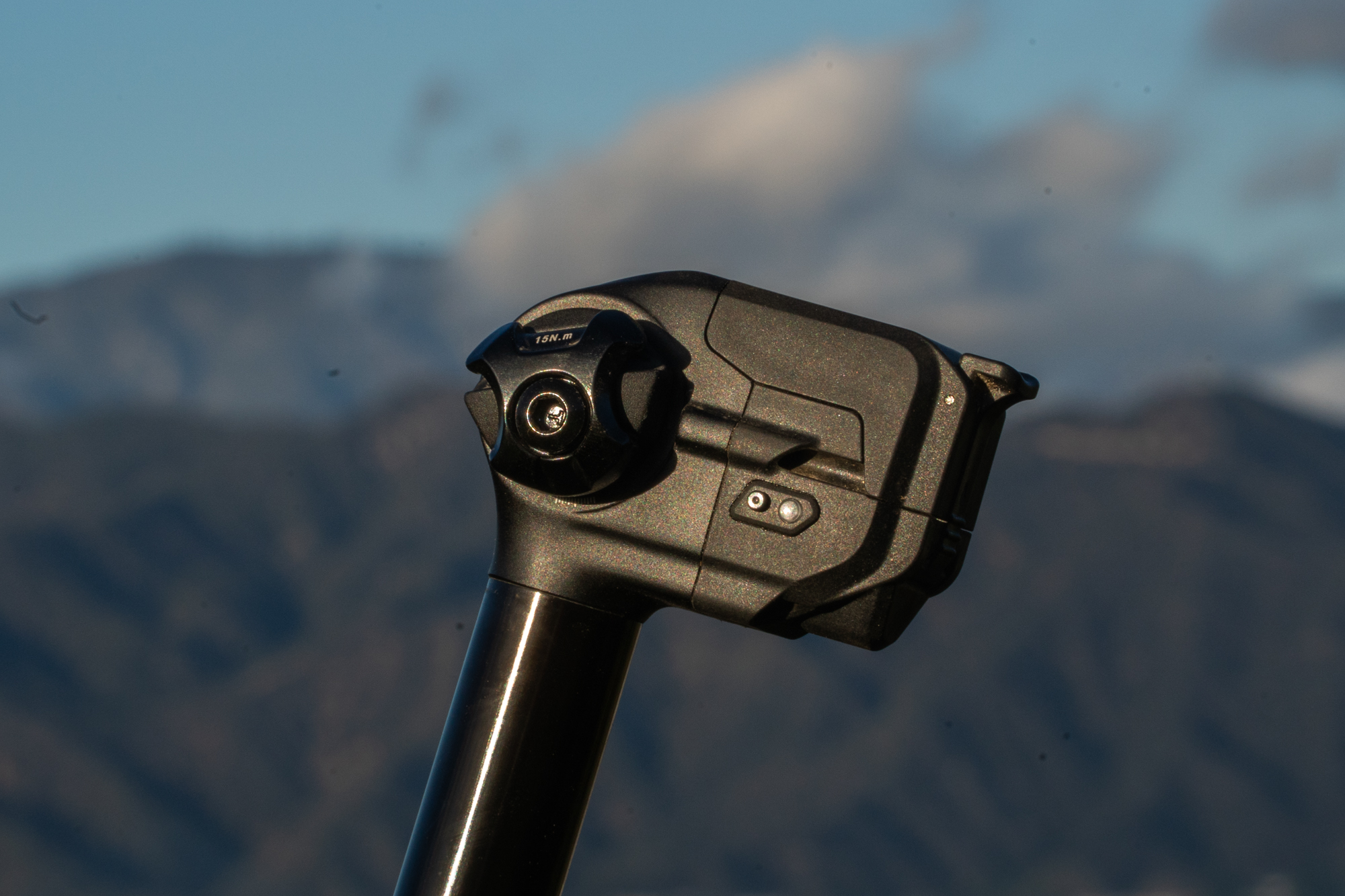 Here for the Right Reasons: A TranzX EDP01 Wireless Dropper Post Review ...