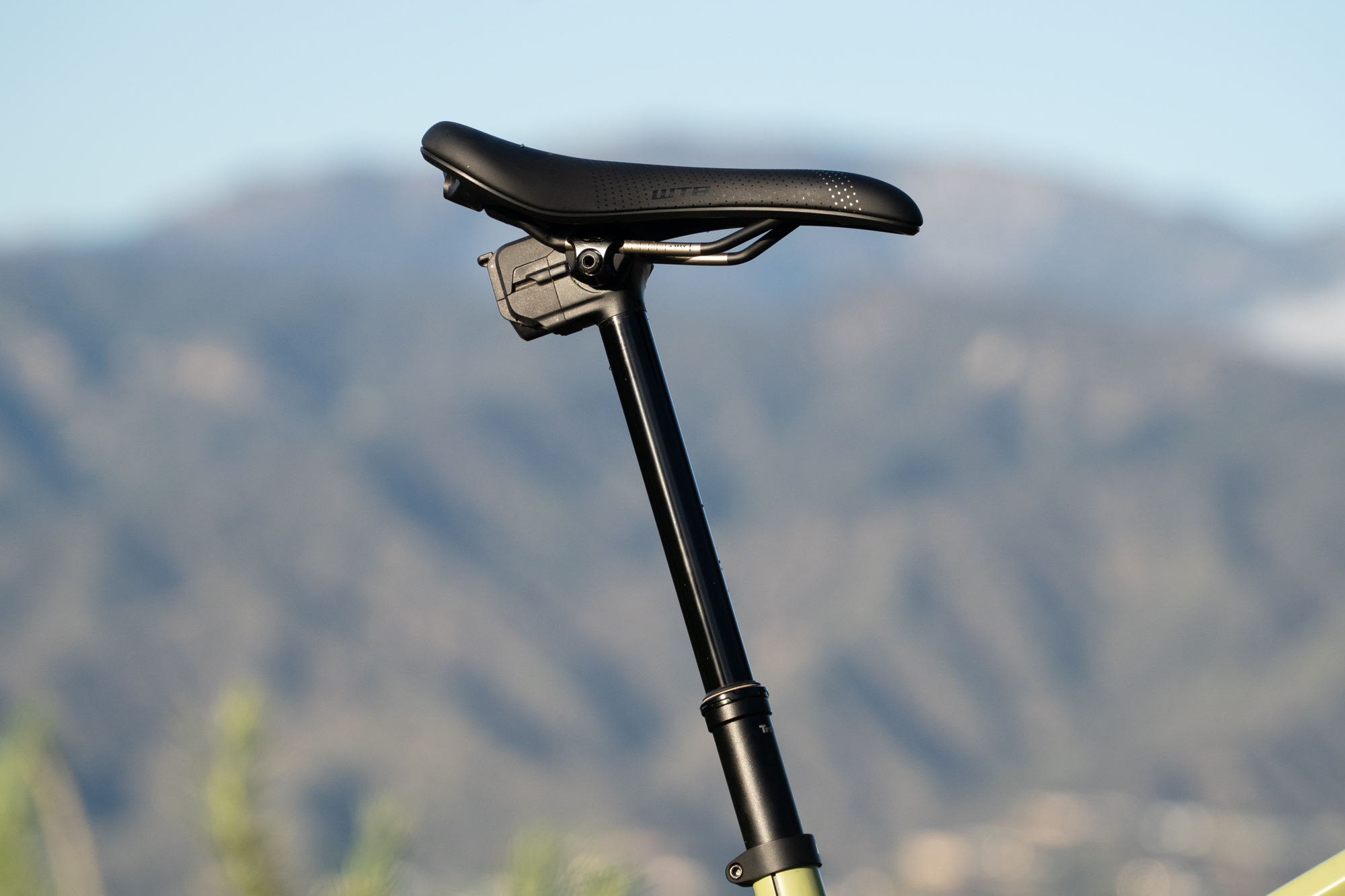 Here for the Right Reasons: A TranzX EDP01 Wireless Dropper Post Review ...