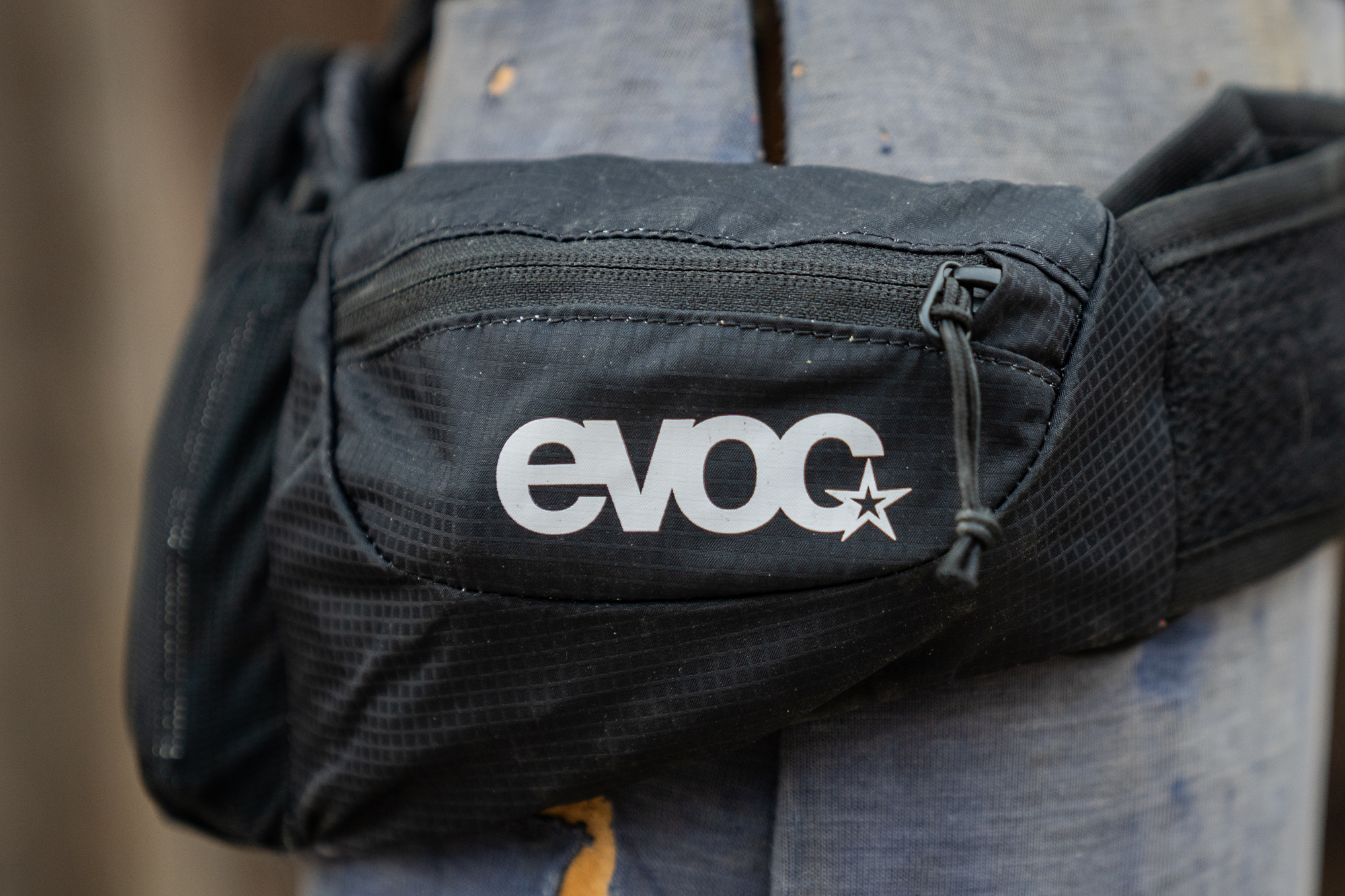 Hip Pockets: An EVOC Race Belt Review | The Radavist | A group of ...