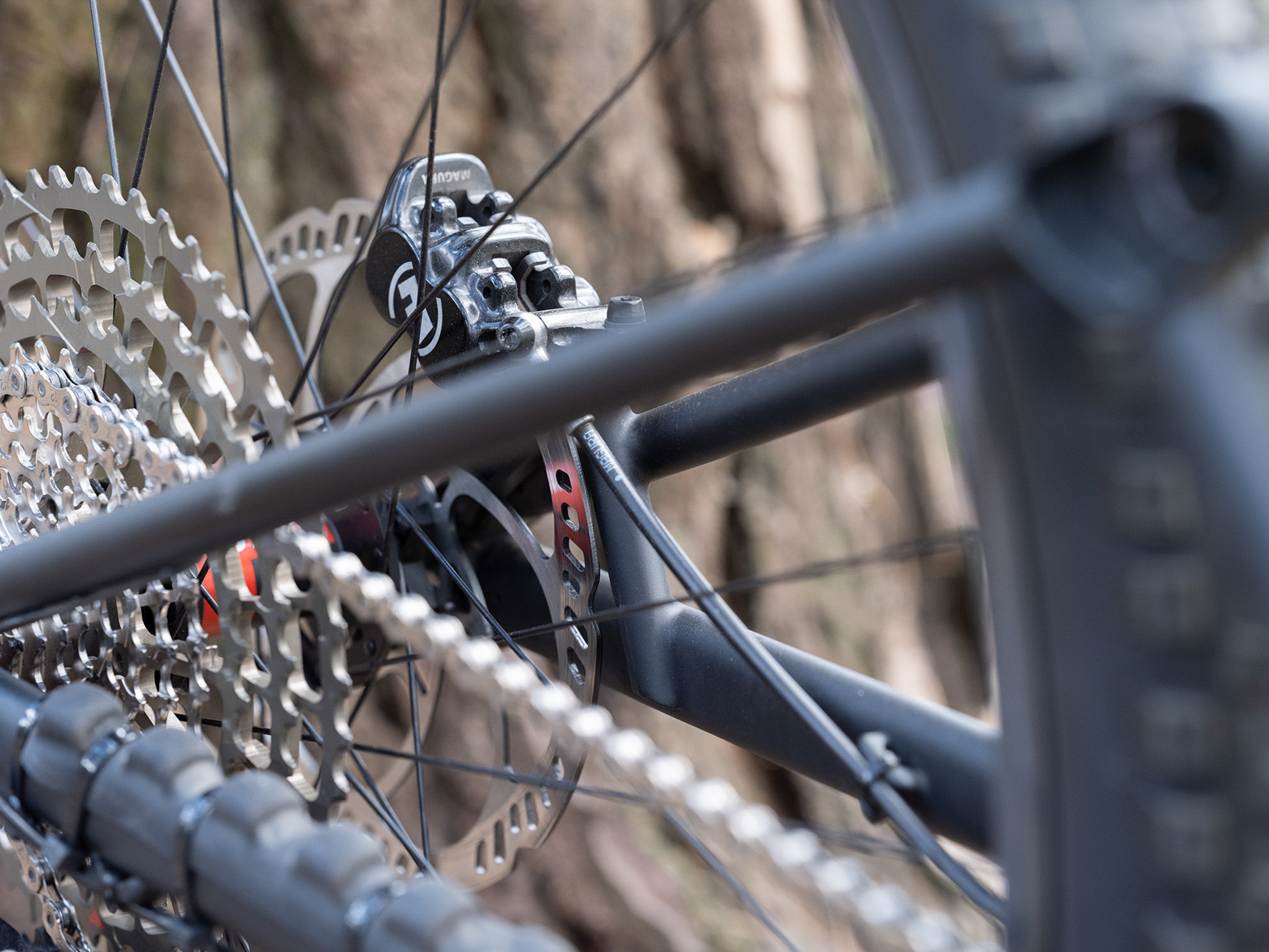 Sour Bicycles SRD Steel Full Suspension Review: A Rolling Prototype ...