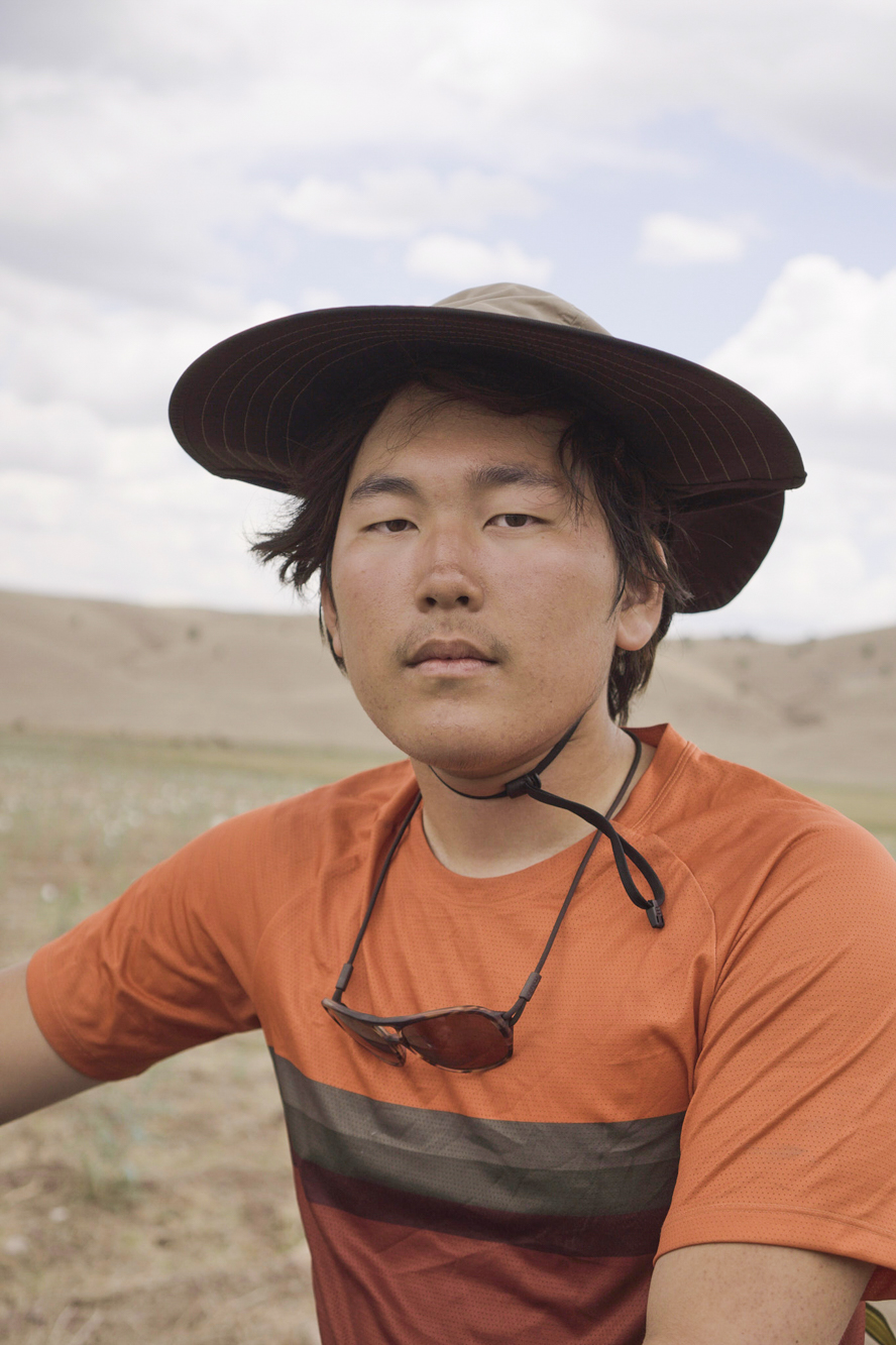 Riding Han Film: A GDMBR Journey of Healing – Pak Eugene | The Radavist | A group of individuals ...