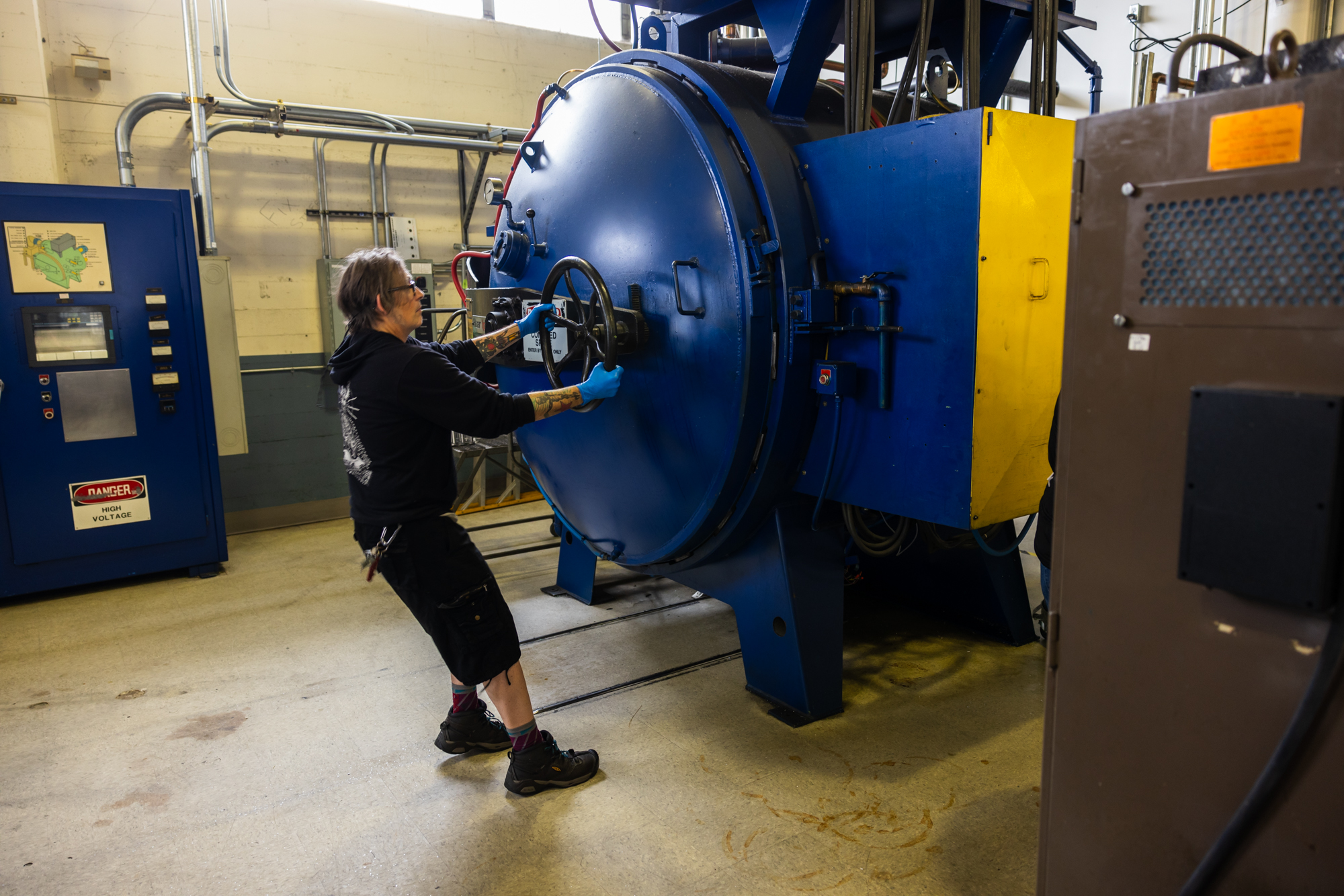 It’s All Ball Bearings: Chris King Precision Components Factory Visit ...