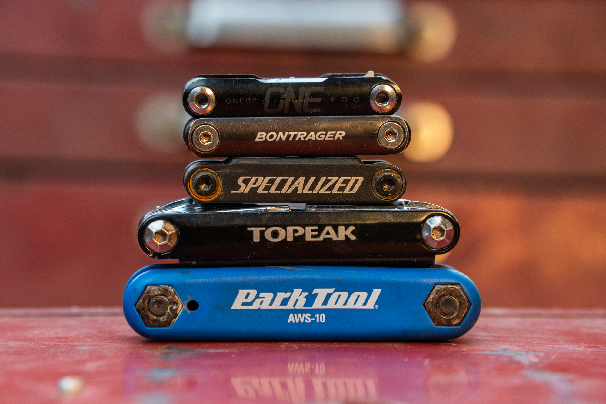 Know When to Fold ‘em: Why It’s So Hard for Multi-Tools To Stay Tight ...