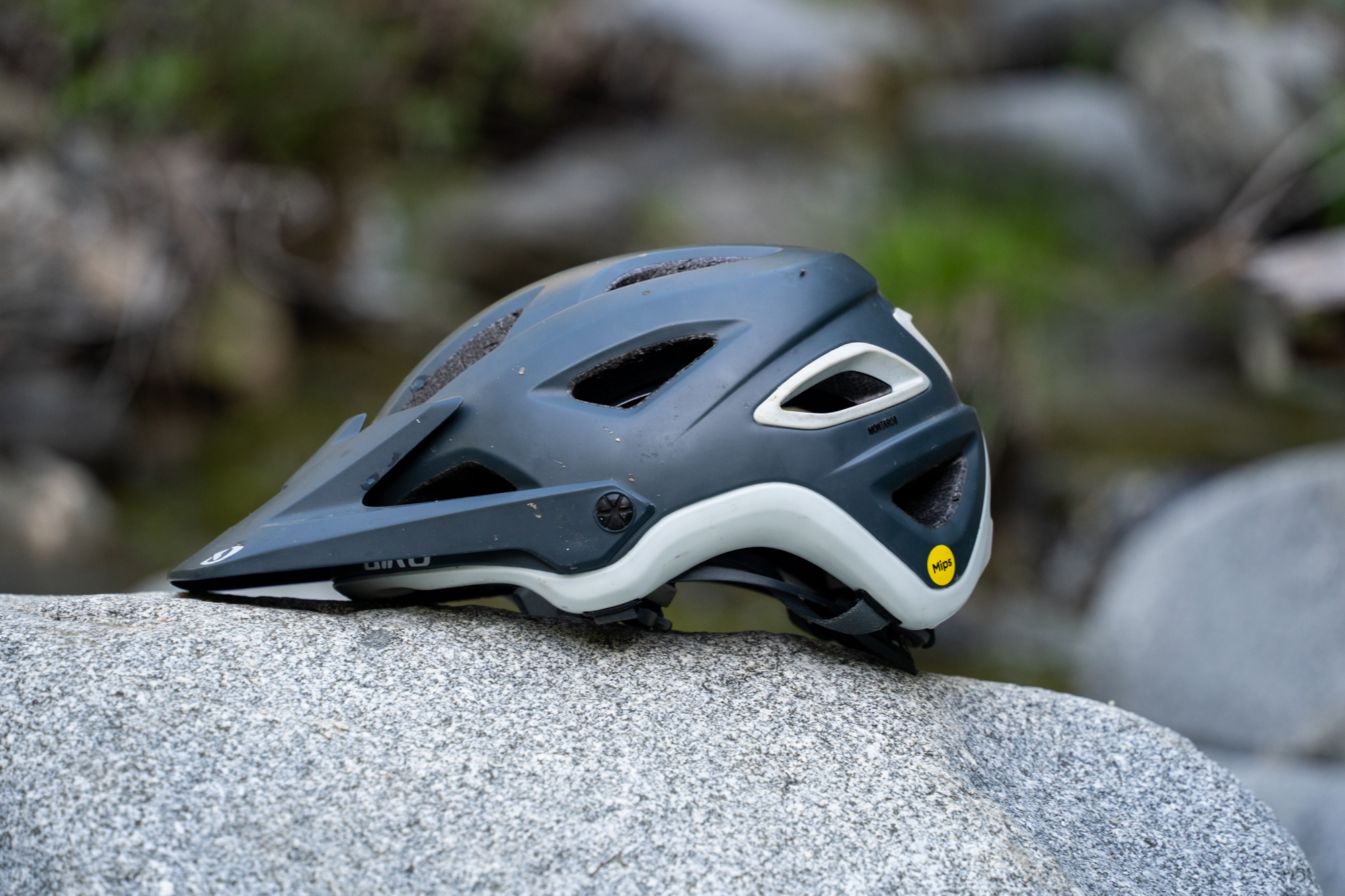 Affordable High-End MTB Helmet Review Roundup – Travis Engel | The ...