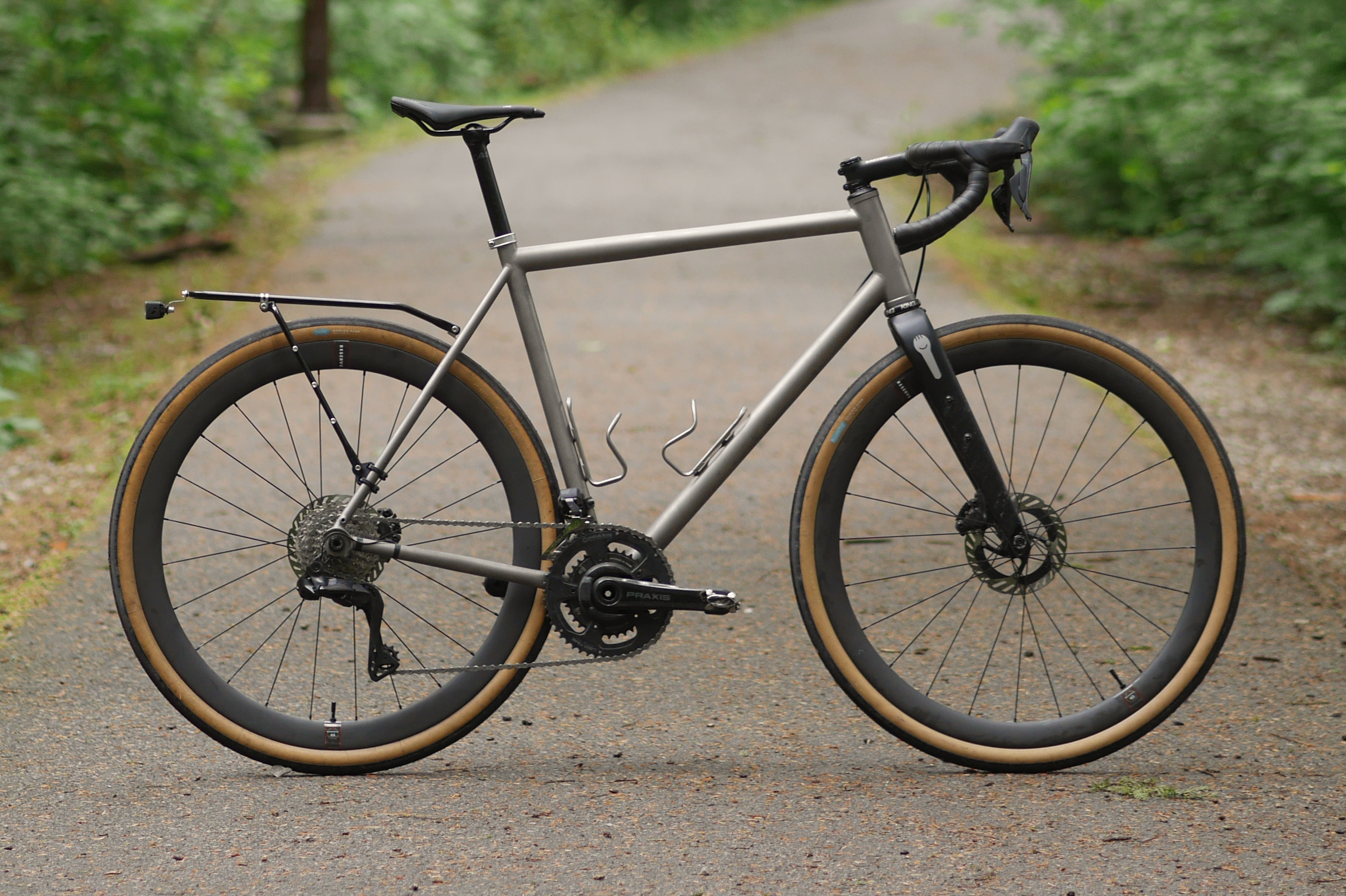 Mica is a Rear Rack for Bikes Without Rack Mounts | The Radavist | A ...