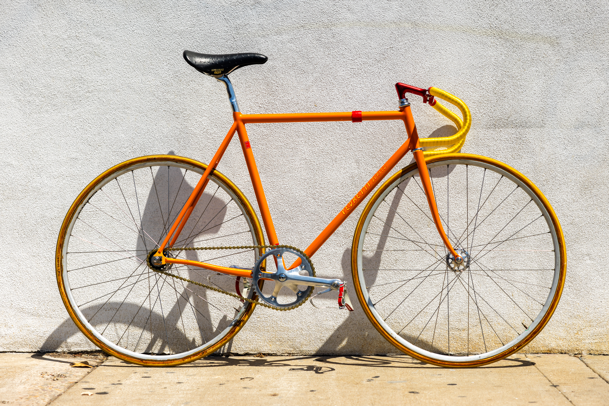Lorenzo’s Custom Pedretti Pista: A San Diego Spritz – Jonny Pucci ...