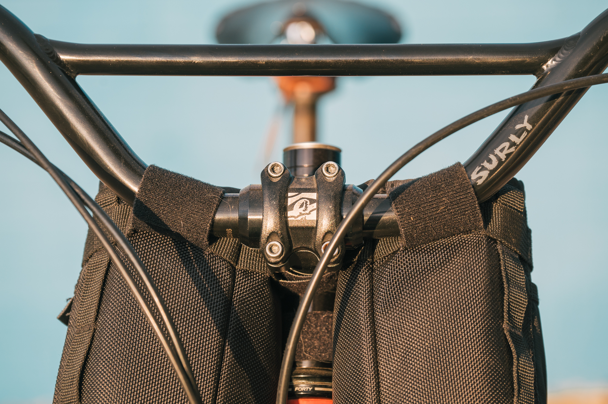 Surly Sunset Bar and Dugout Feed Bags Review – Spencer Harding | The ...