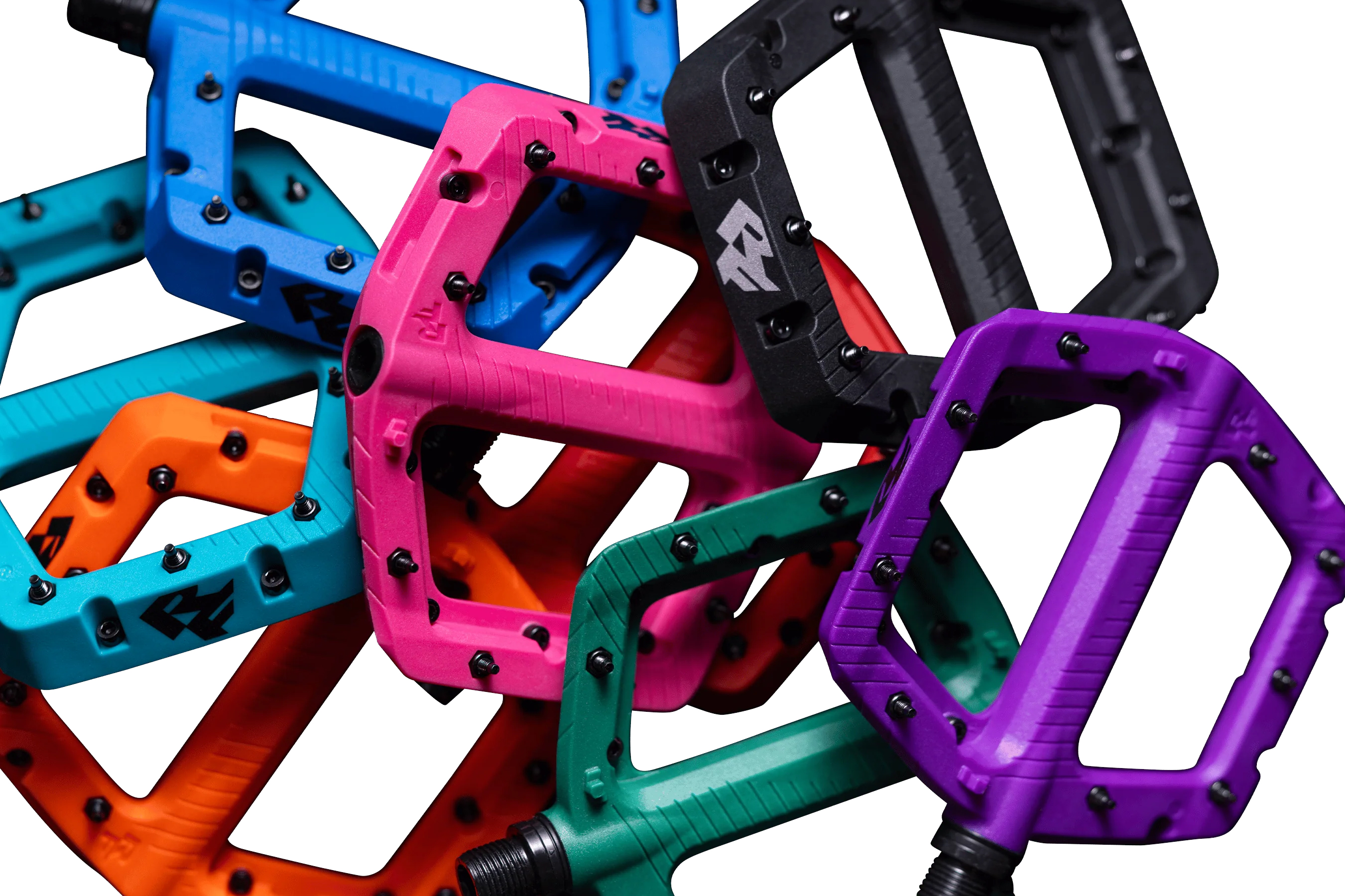 Race Face Chester Pedals Gets New Sizes, More Grip and a Lifetime ...