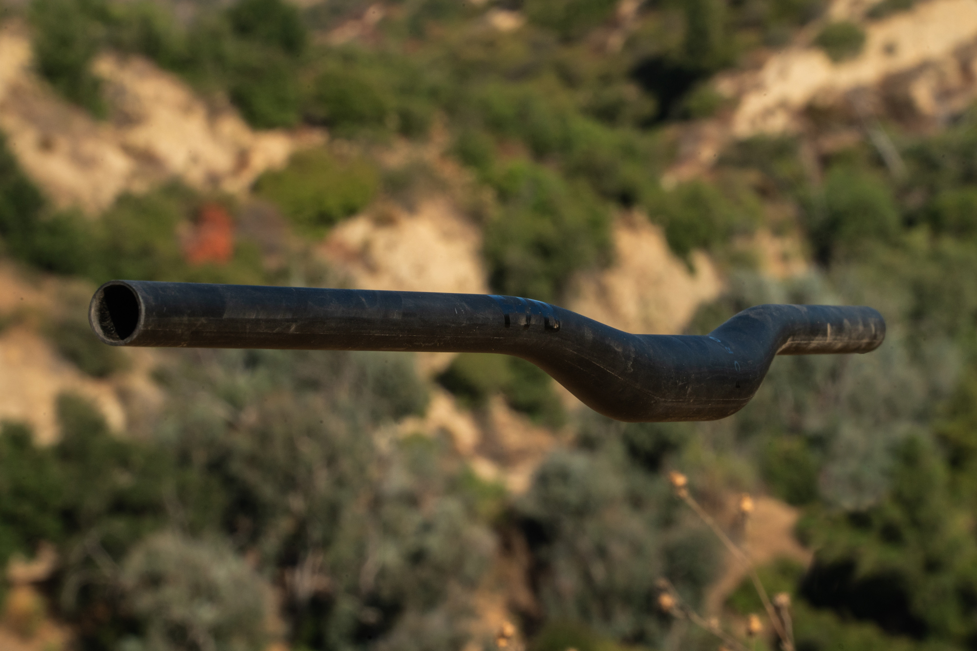 First Impressions: Forge+Bond Prototype Fusion Fiber Handlebar – Travis Engel | The Radavist | A ...